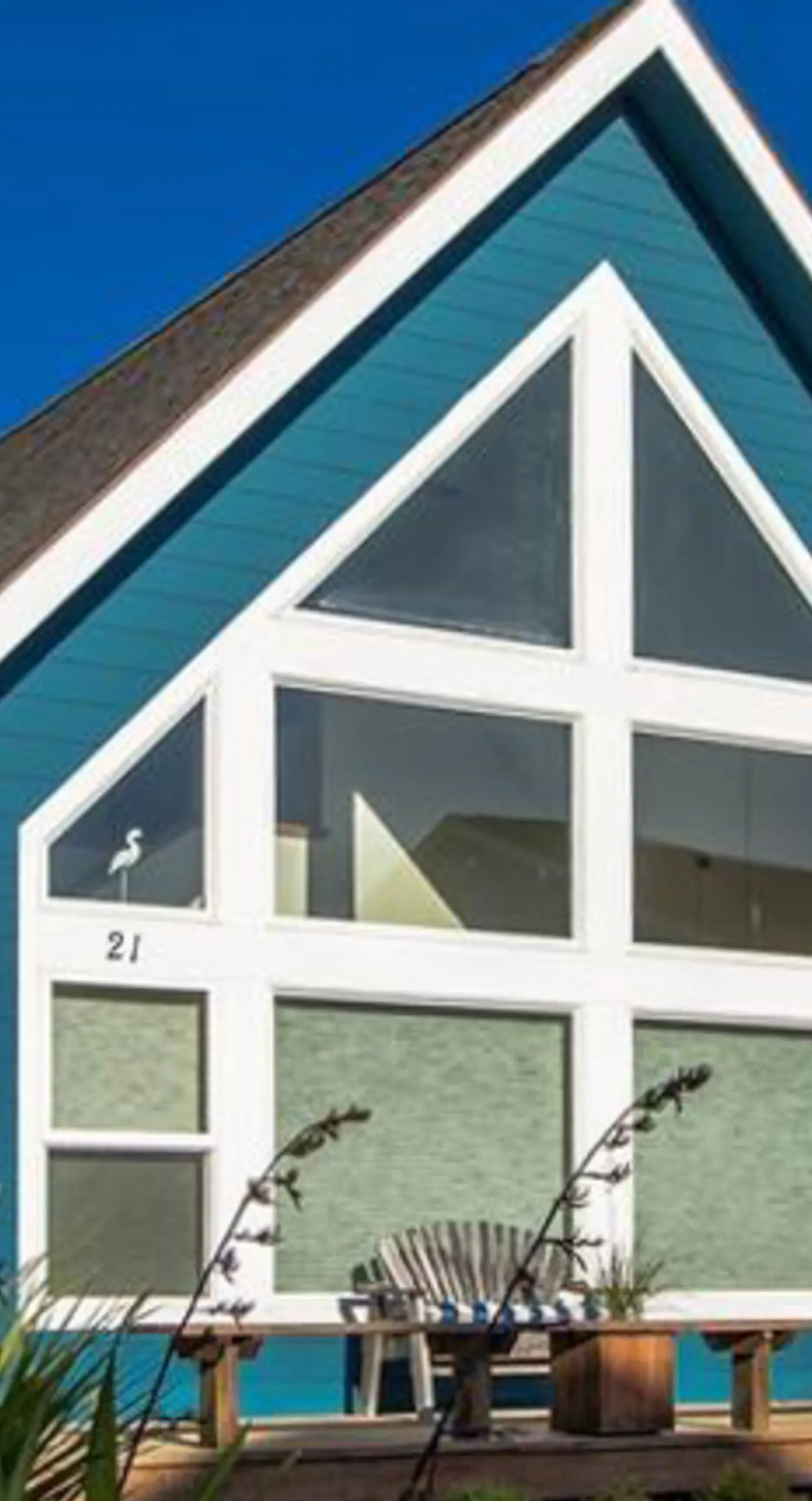 Blue Wave Cottage | 2 BD Pacific Beach, WA Vacation Rental | Vacasa