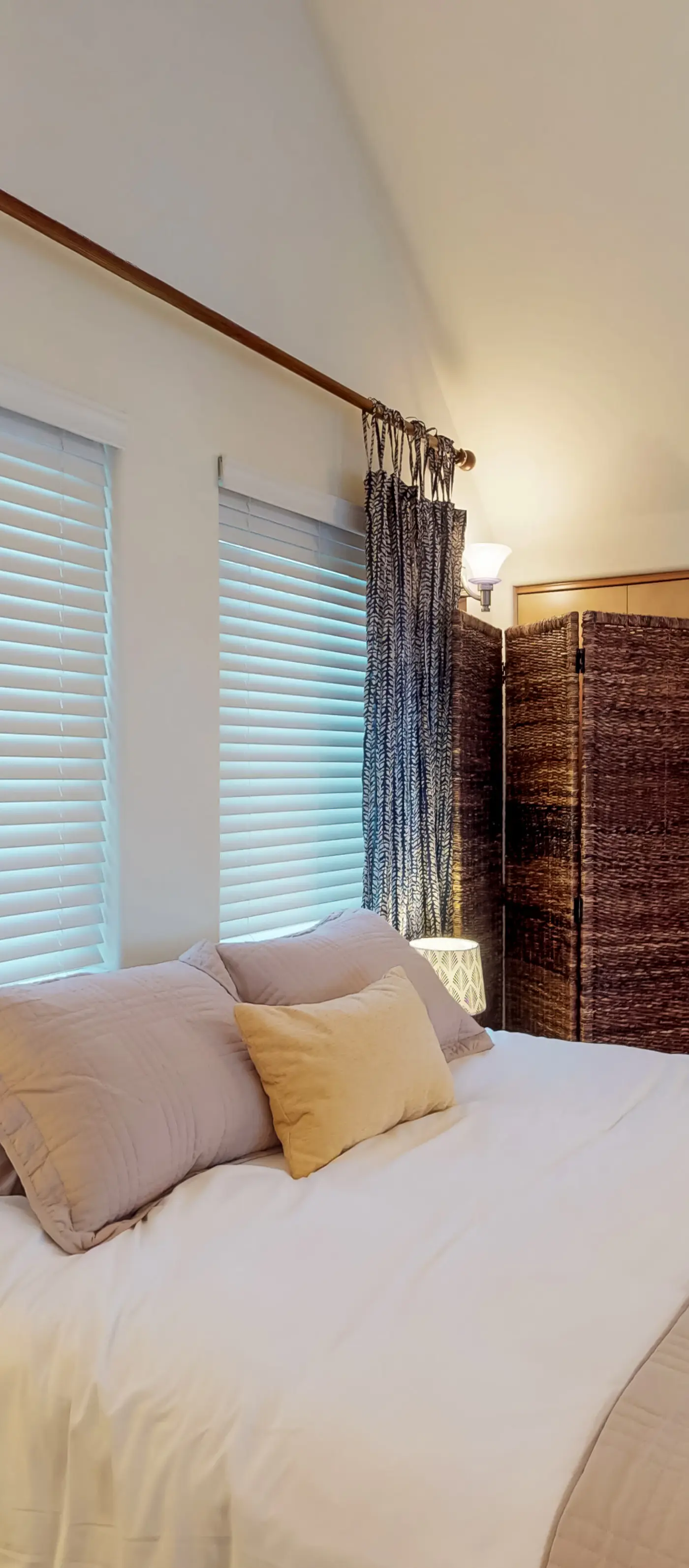 Blue Wave Cottage | 2 BD Pacific Beach, WA Vacation Rental | Vacasa
