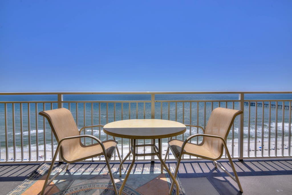 Sterling Reef Resort | Panama City Beach Condos | Vacasa