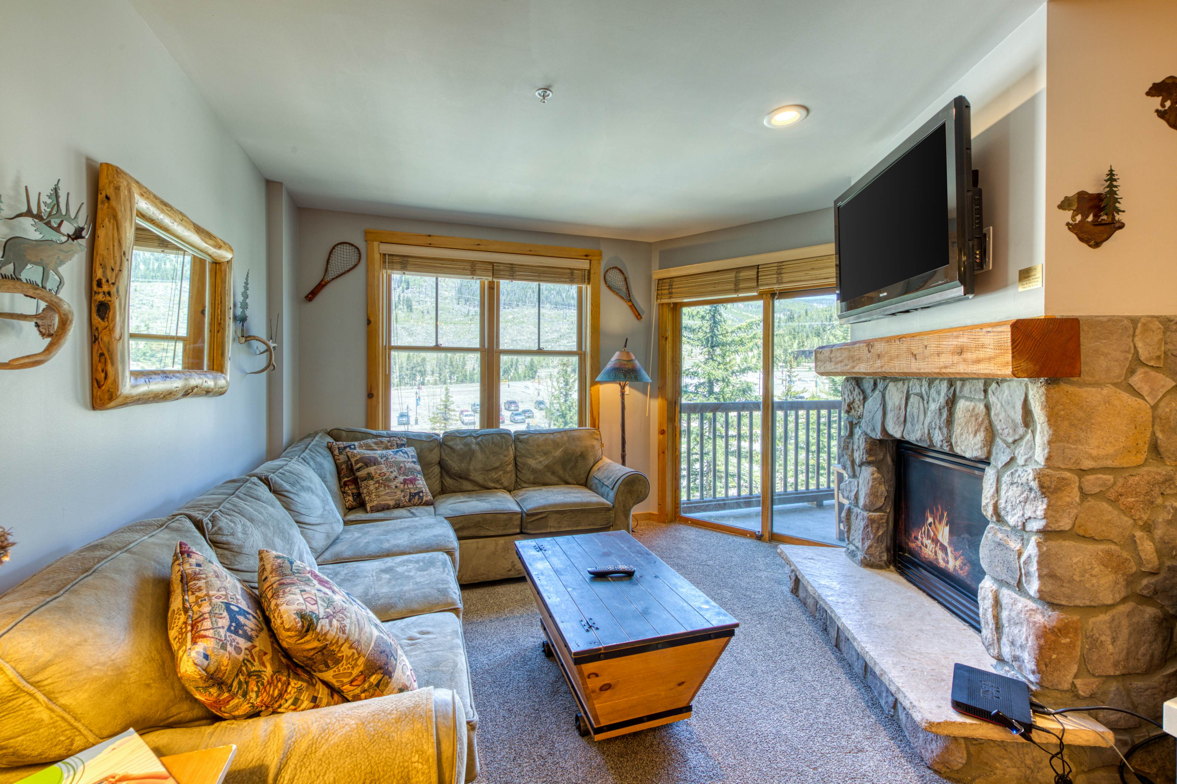 Colorado Cabin Rentals, Vacation Rentals, Ski Chalets | Vacasa