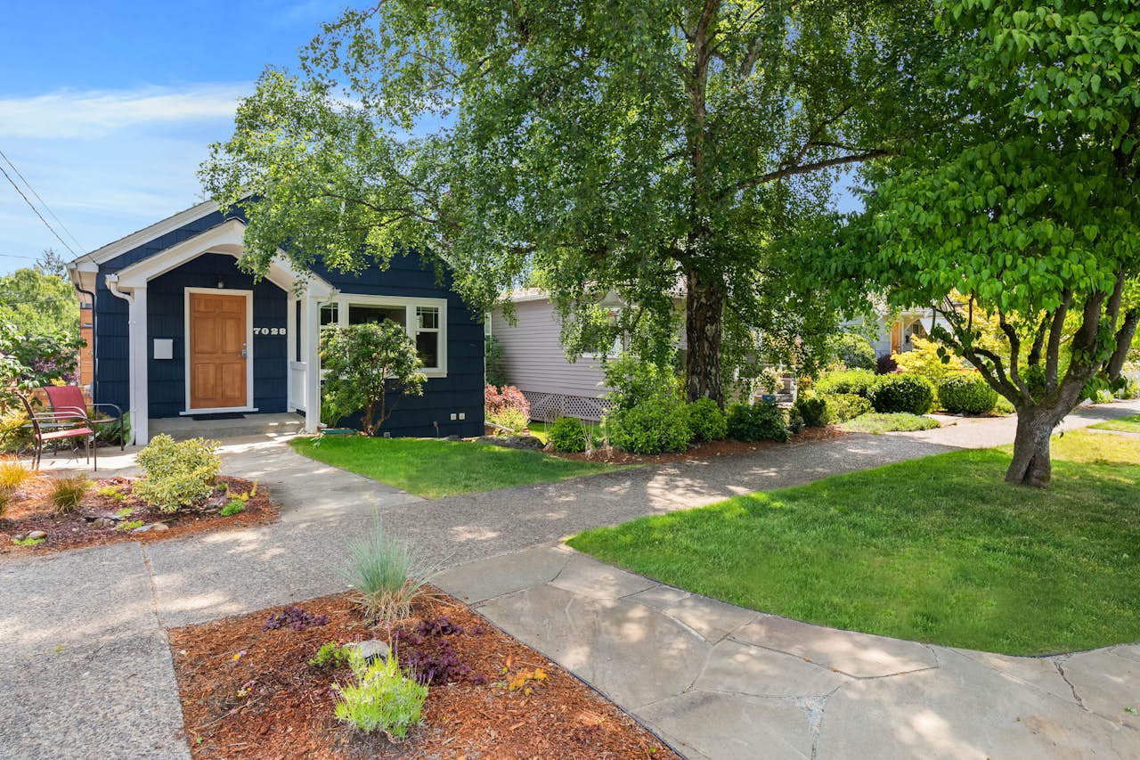 Birch Tree Cottage | 3 Bed Seattle, WA Cottage | Vacasa