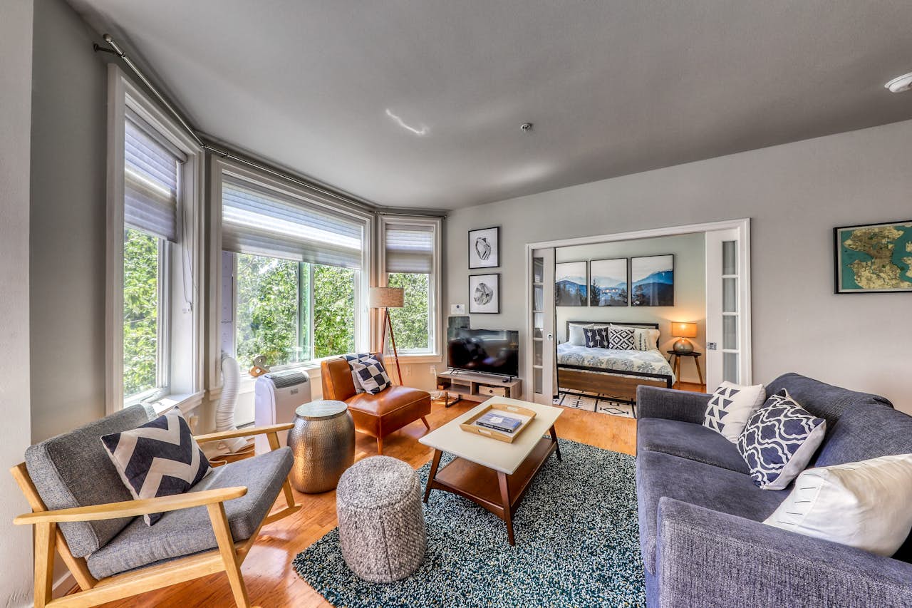 Belltown Court City Living Condo | 2 BD Seattle, WA Vacation Rental ...