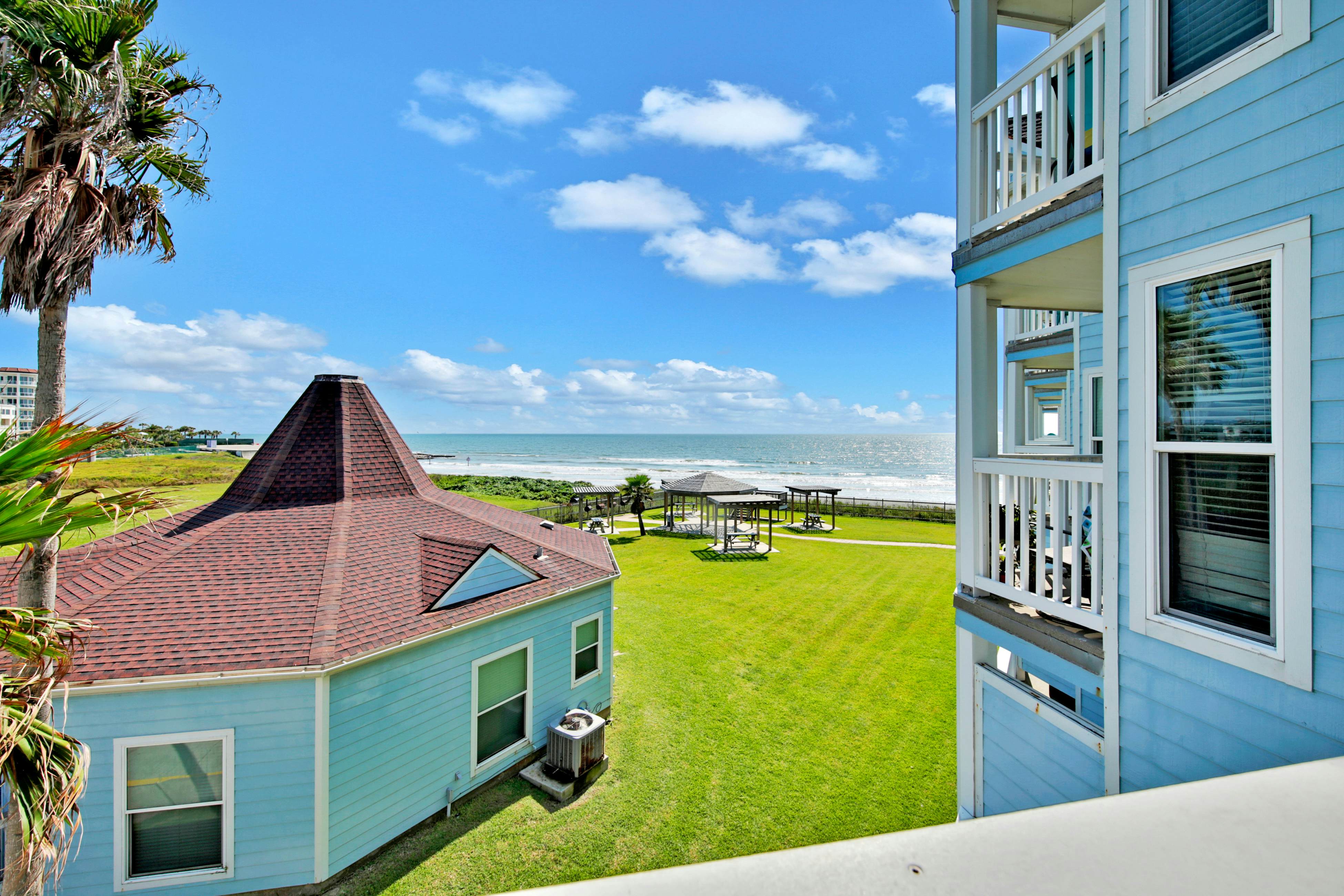 Seascape Condos: Day Break at the Seascape #2219 | 1 BD Galveston, TX ...