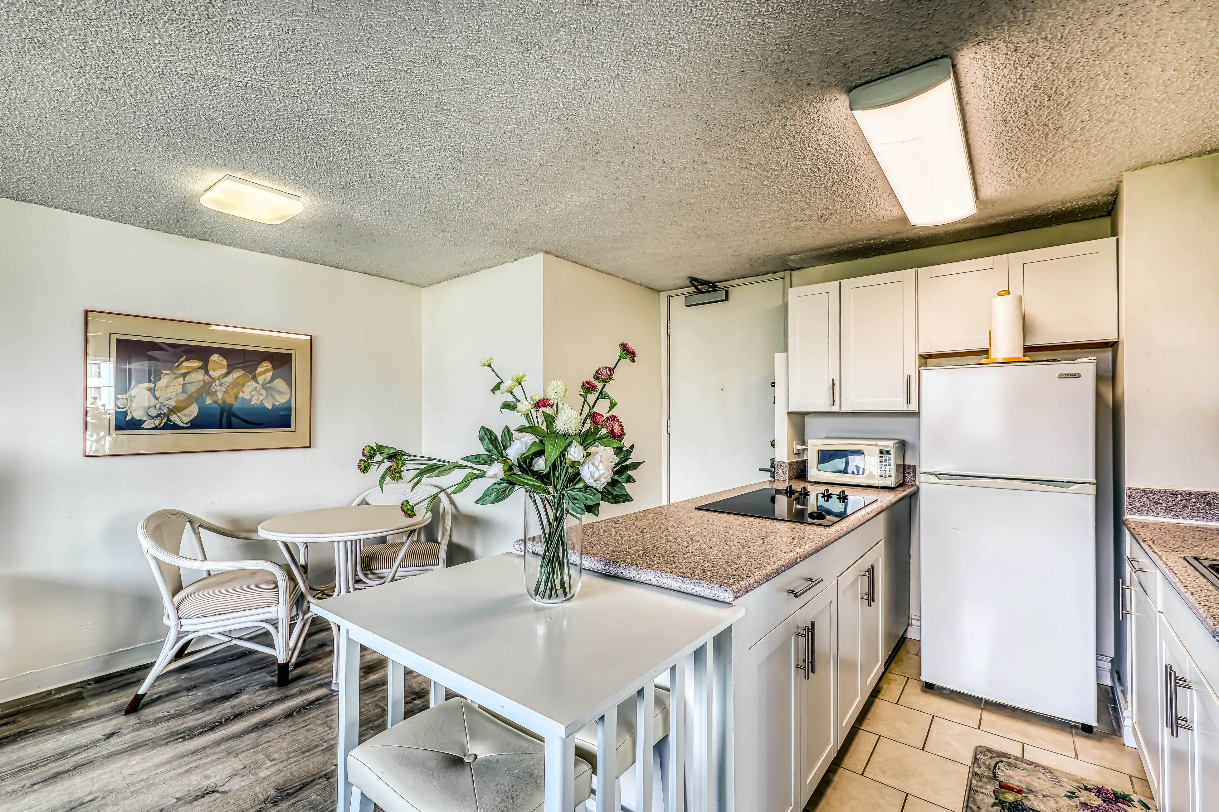 Island Colony Vacation Rentals, Condo Rentals | Vacasa