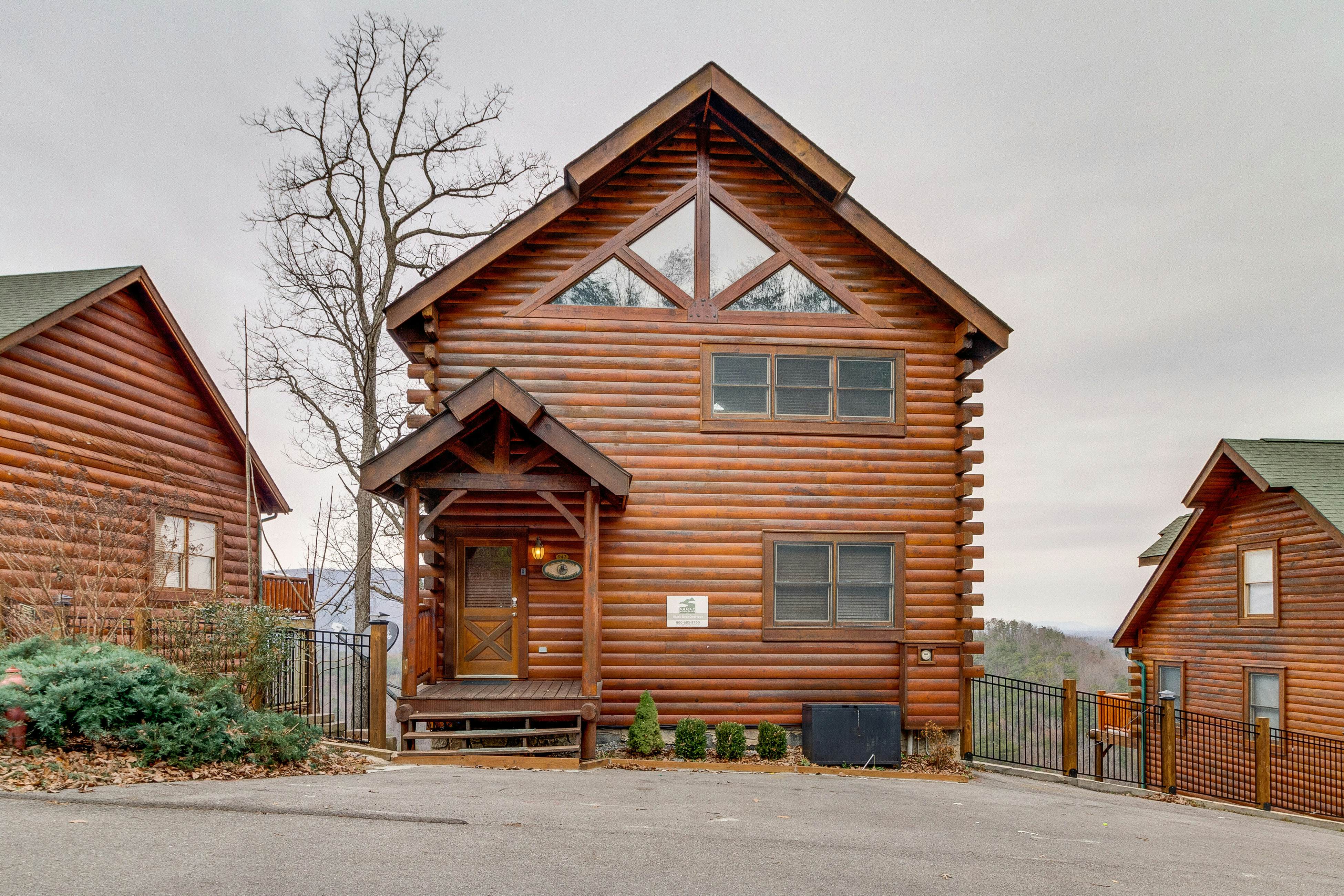 Black Bear Ridge Resort: Black Bear Overlook | 1 BD Pigeon Forge, TN ...