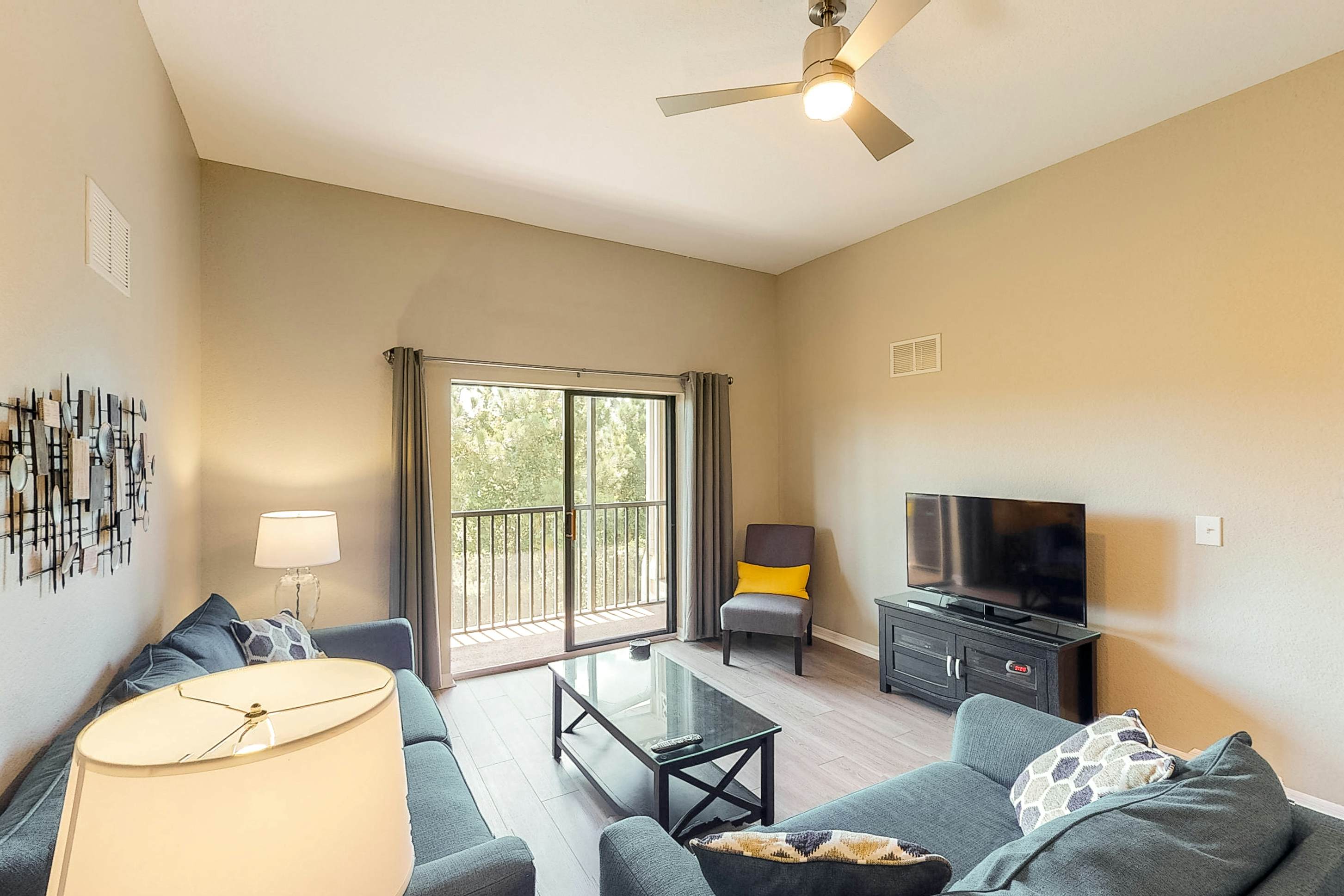 Caribe Cove Condominiums in Kissimmee, FL | Professionally Cleaned | Vacasa