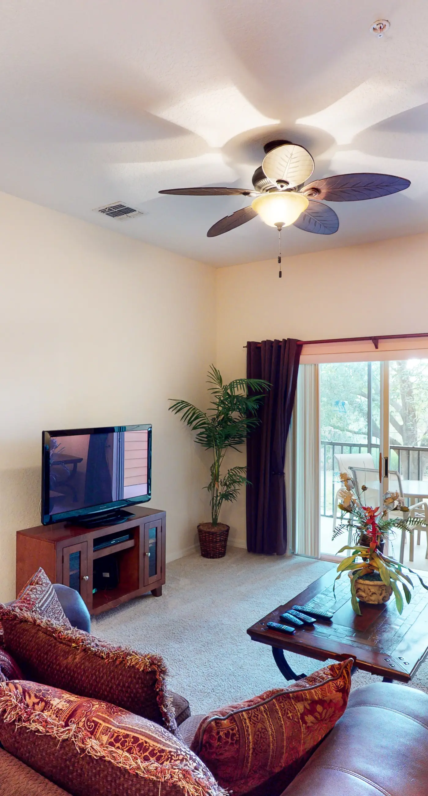 Disney World Vacation Rentals, Vacation Homes, Condos | Vacasa