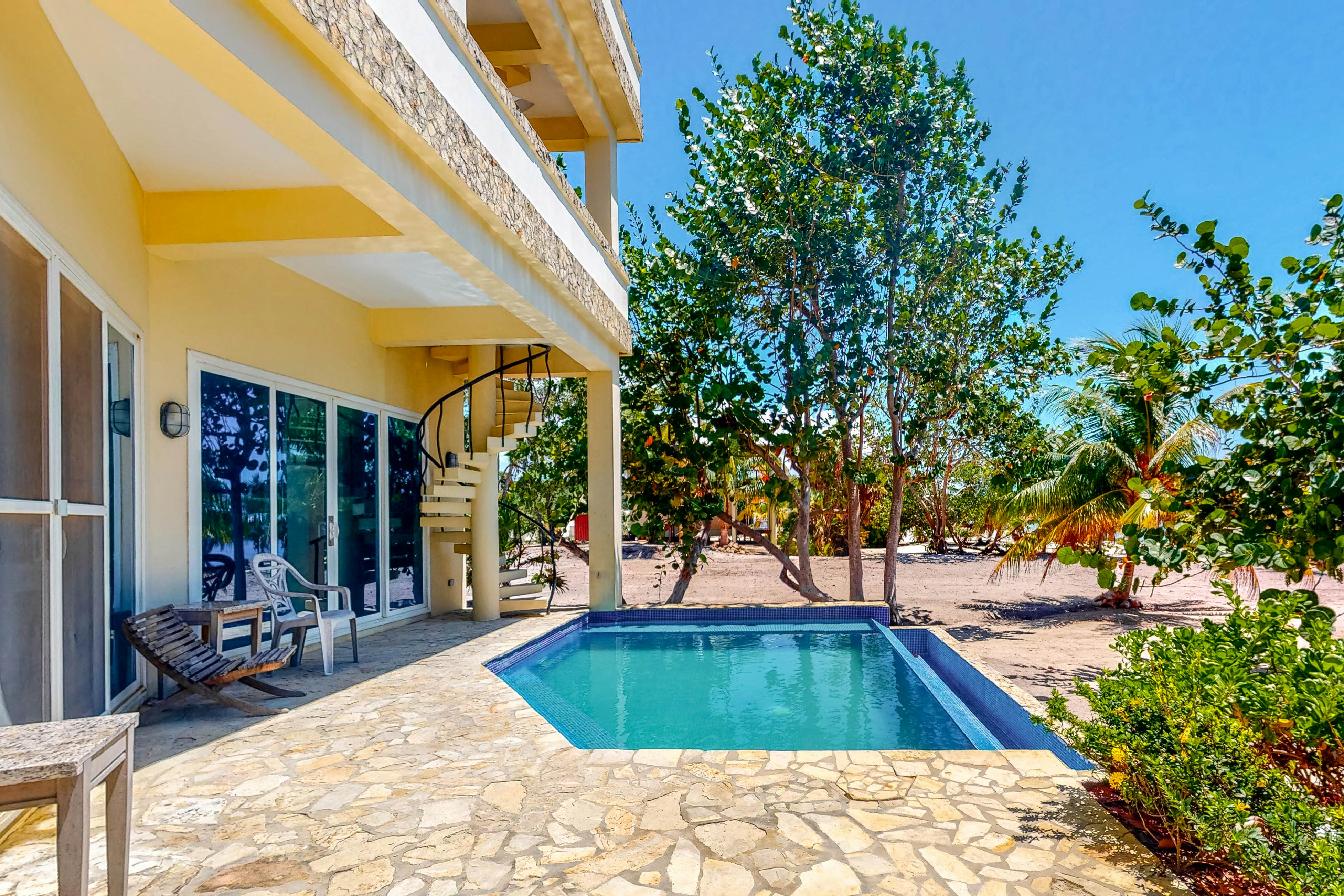 Belize Vacation Rentals, Villa Rentals, Beach Houses | Vacasa