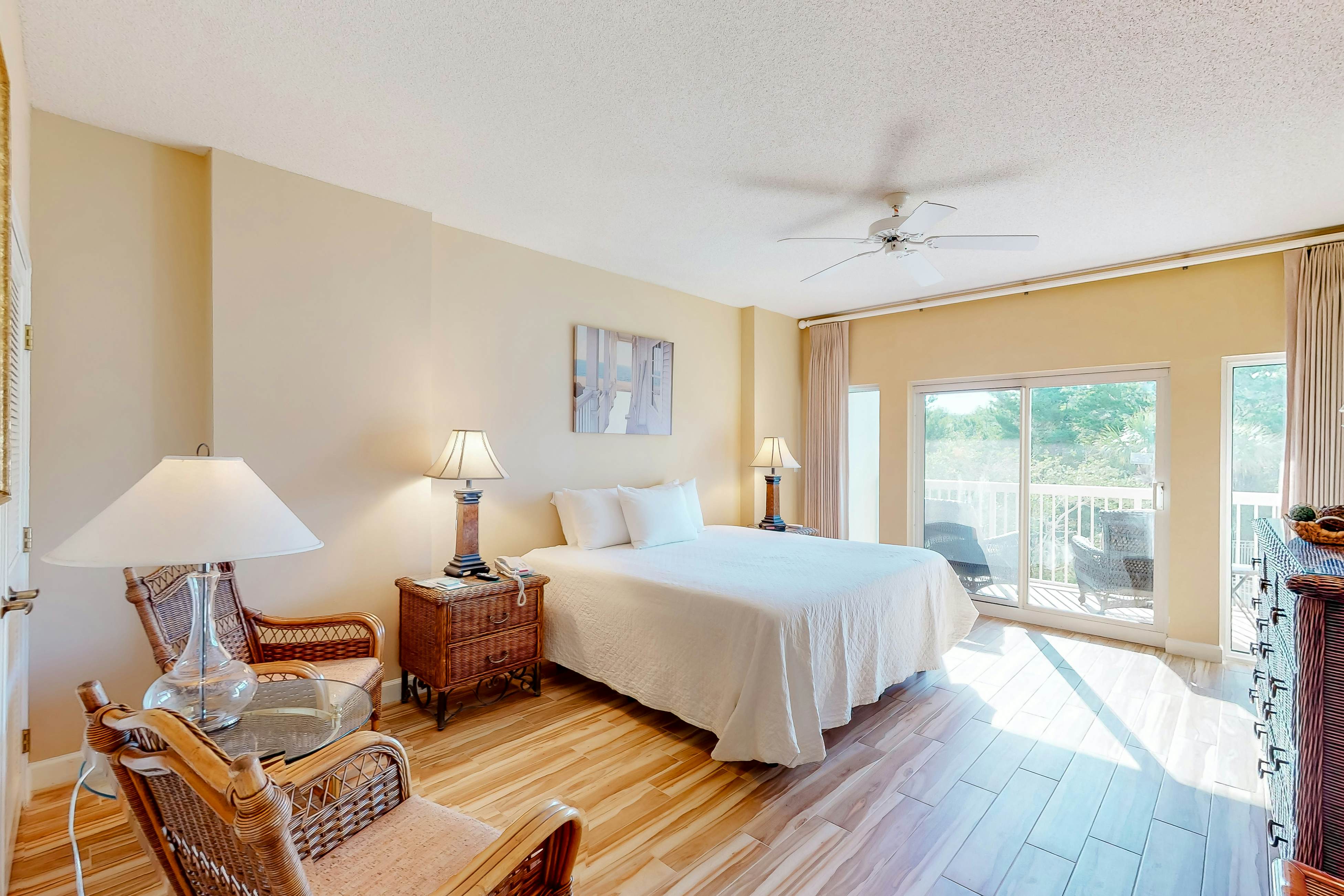 30A Rentals, Beach Rentals and Resorts | Vacasa