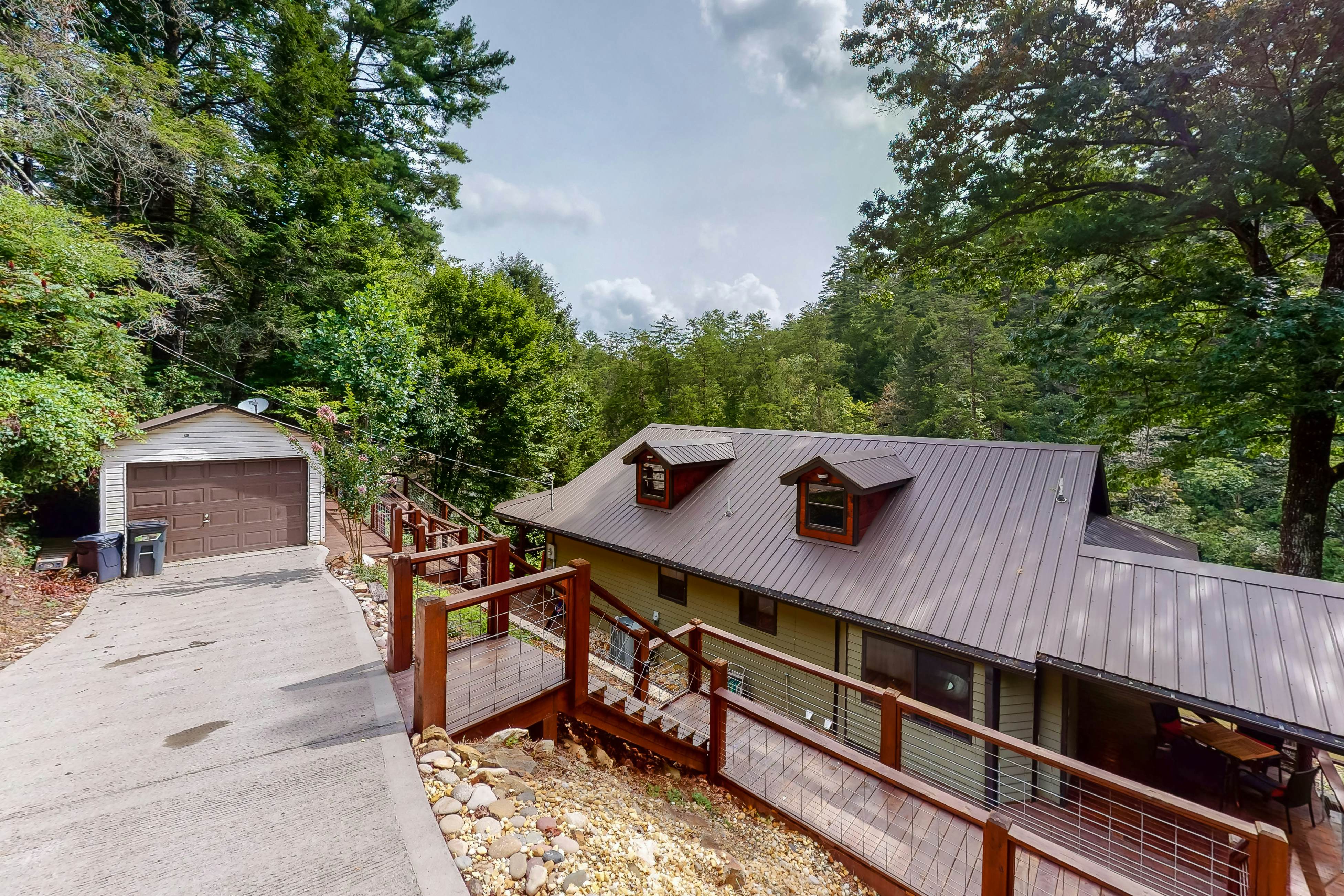 Aska Base Camp | 3 BD Blue Ridge, GA Vacation Rental | Vacasa