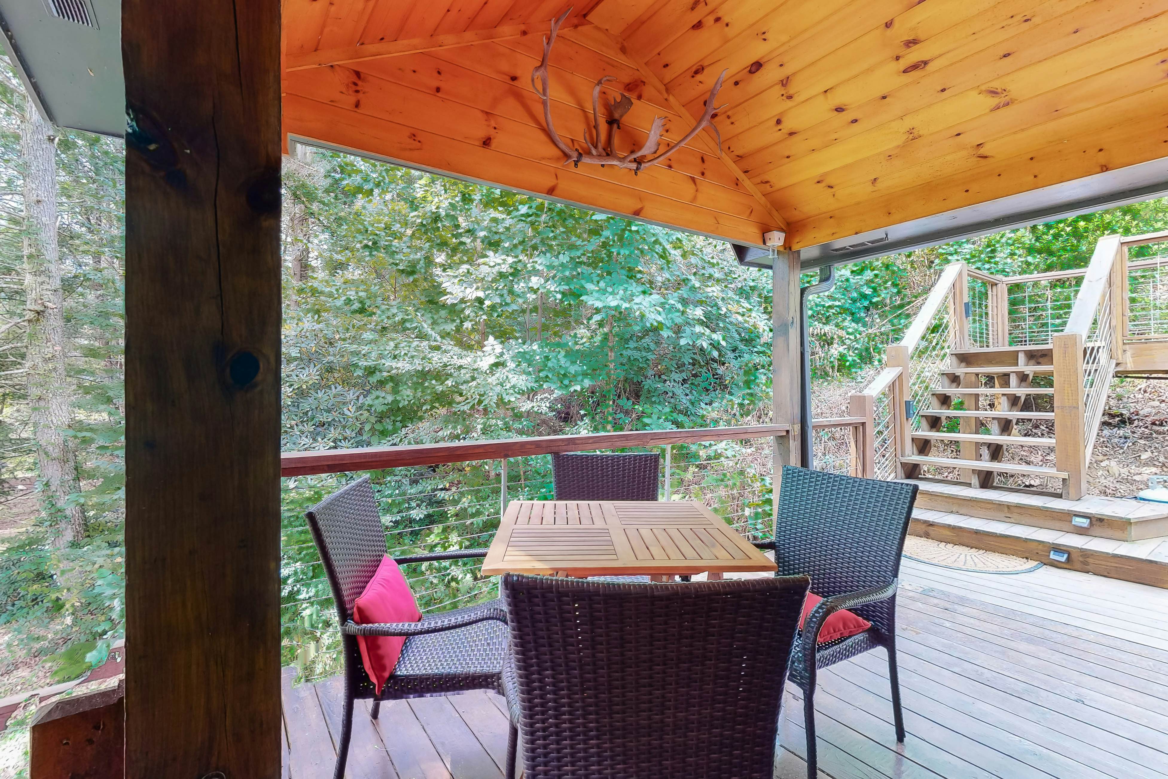 Aska Base Camp | 3 BD Blue Ridge, GA Vacation Rental | Vacasa