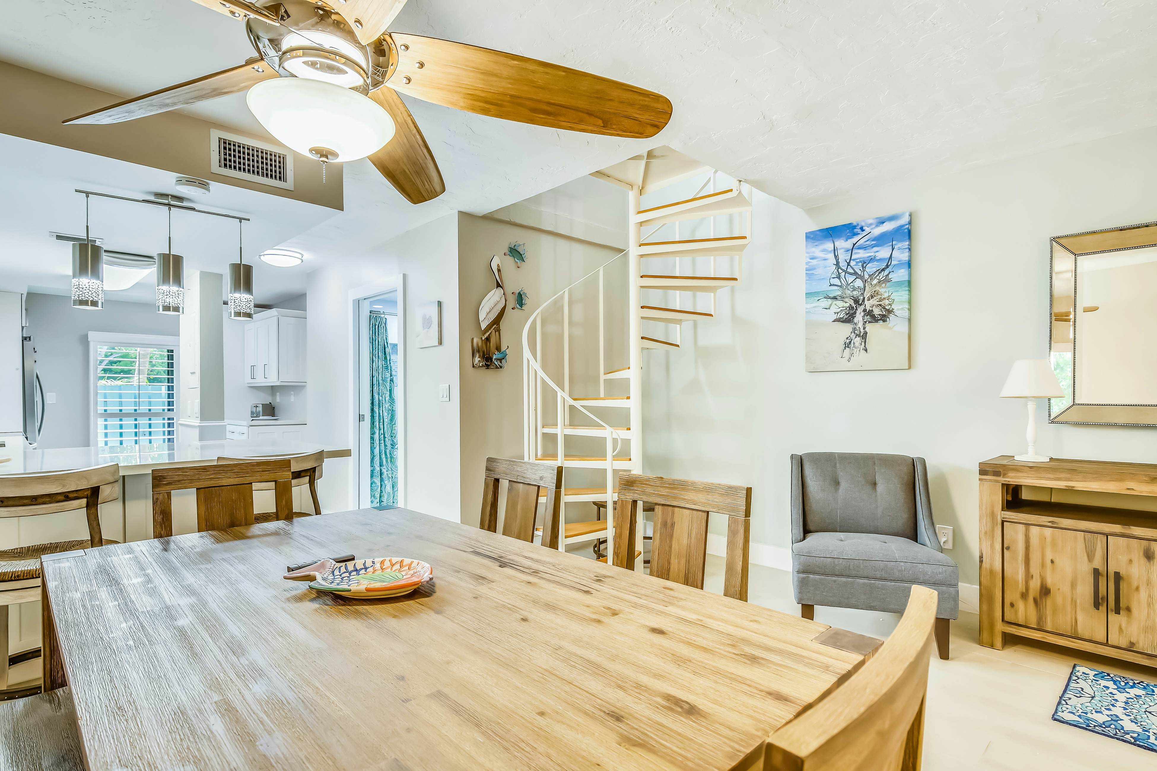 Executive Bay Club Condo M-1 | 2 BD Islamorada, FL Vacation Rental | Vacasa