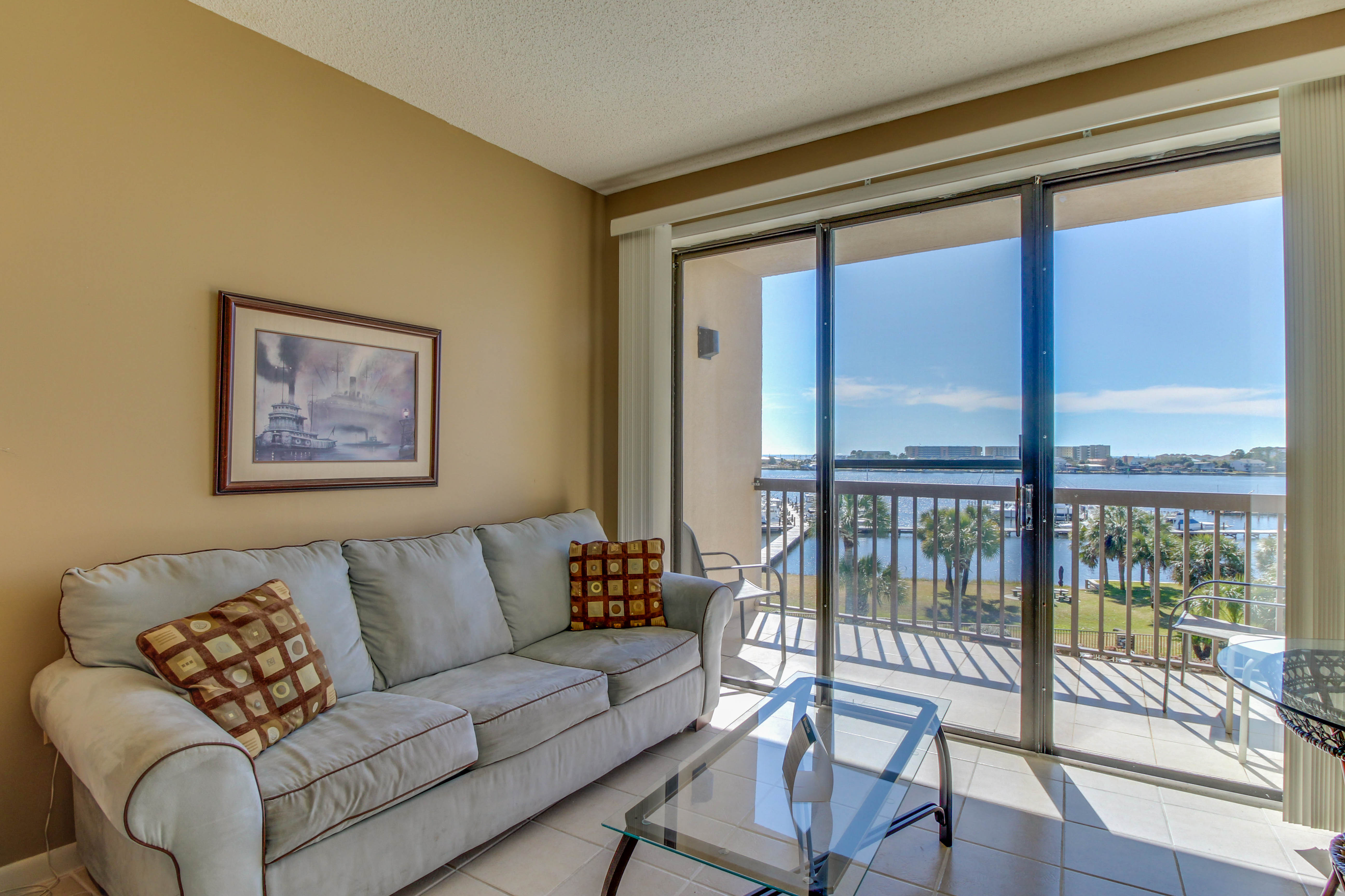 Navarre Beach Rentals, Vacation Rentals | Vacasa