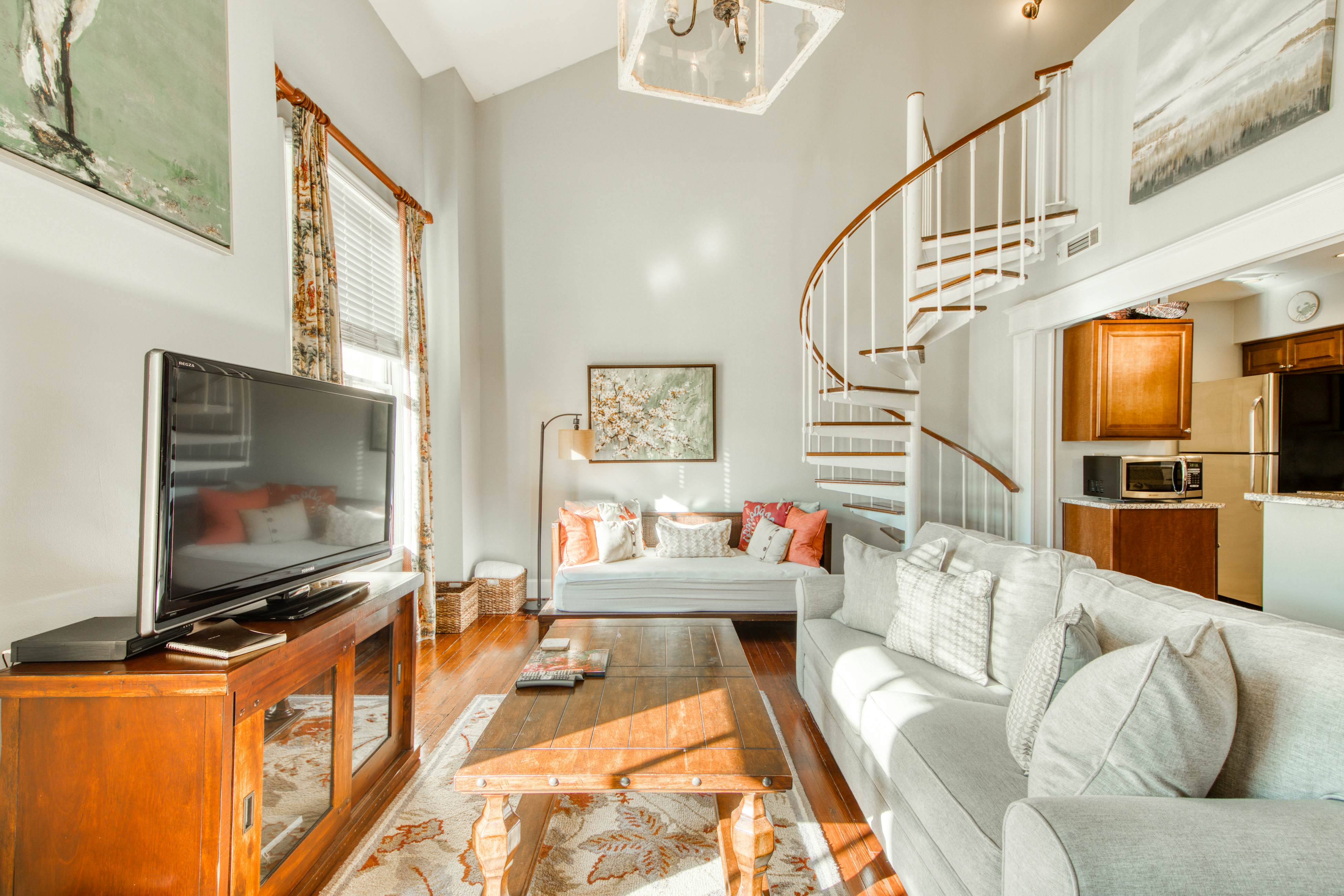 Charleston Vacation Rentals, Beach Rentals, Condos | Vacasa