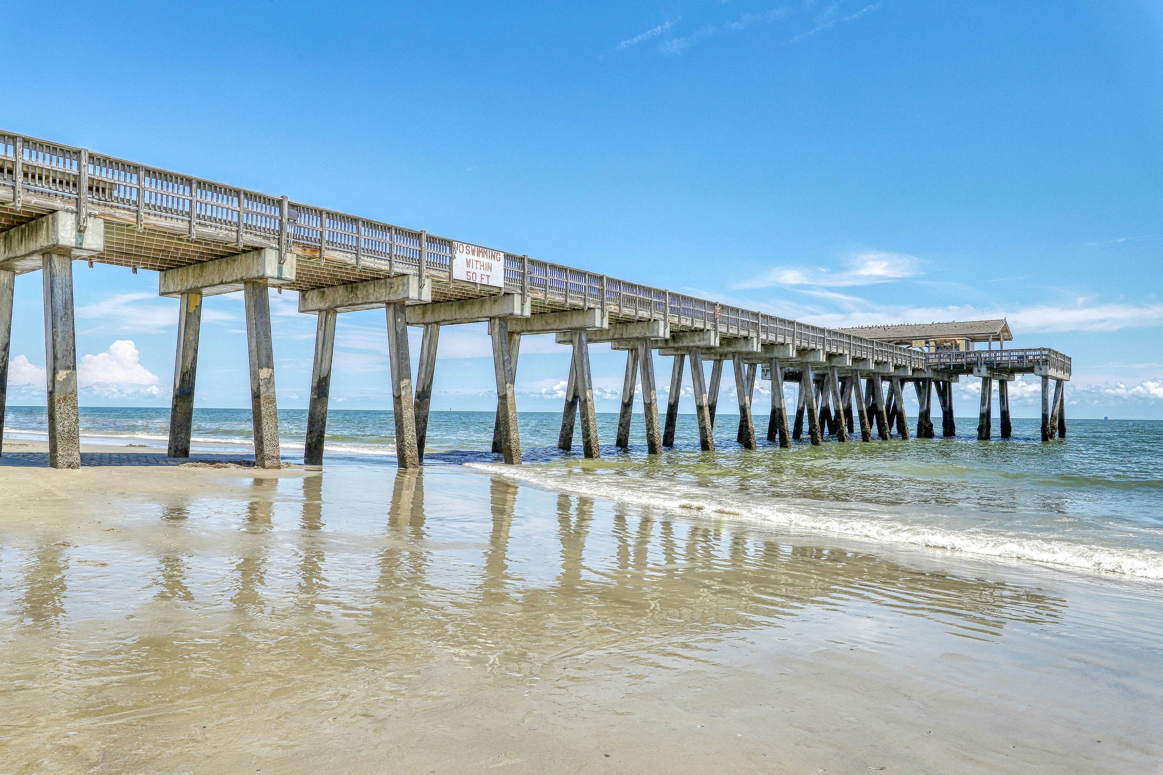 Tybee Lights | 2 BD Tybee Island, GA Vacation Rental | Vacasa