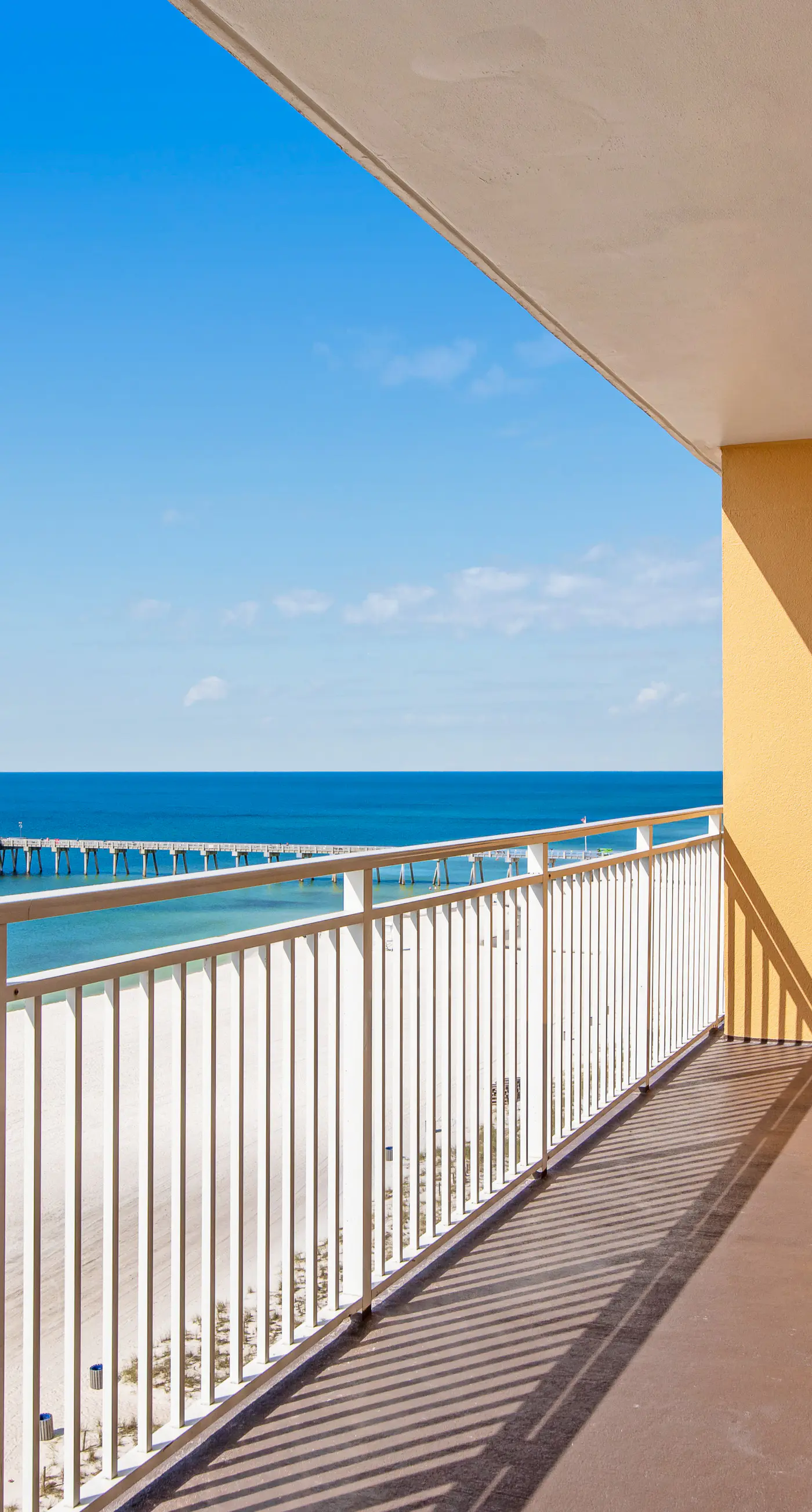 Sterling Reef Resort | Panama City Beach Condos | Vacasa