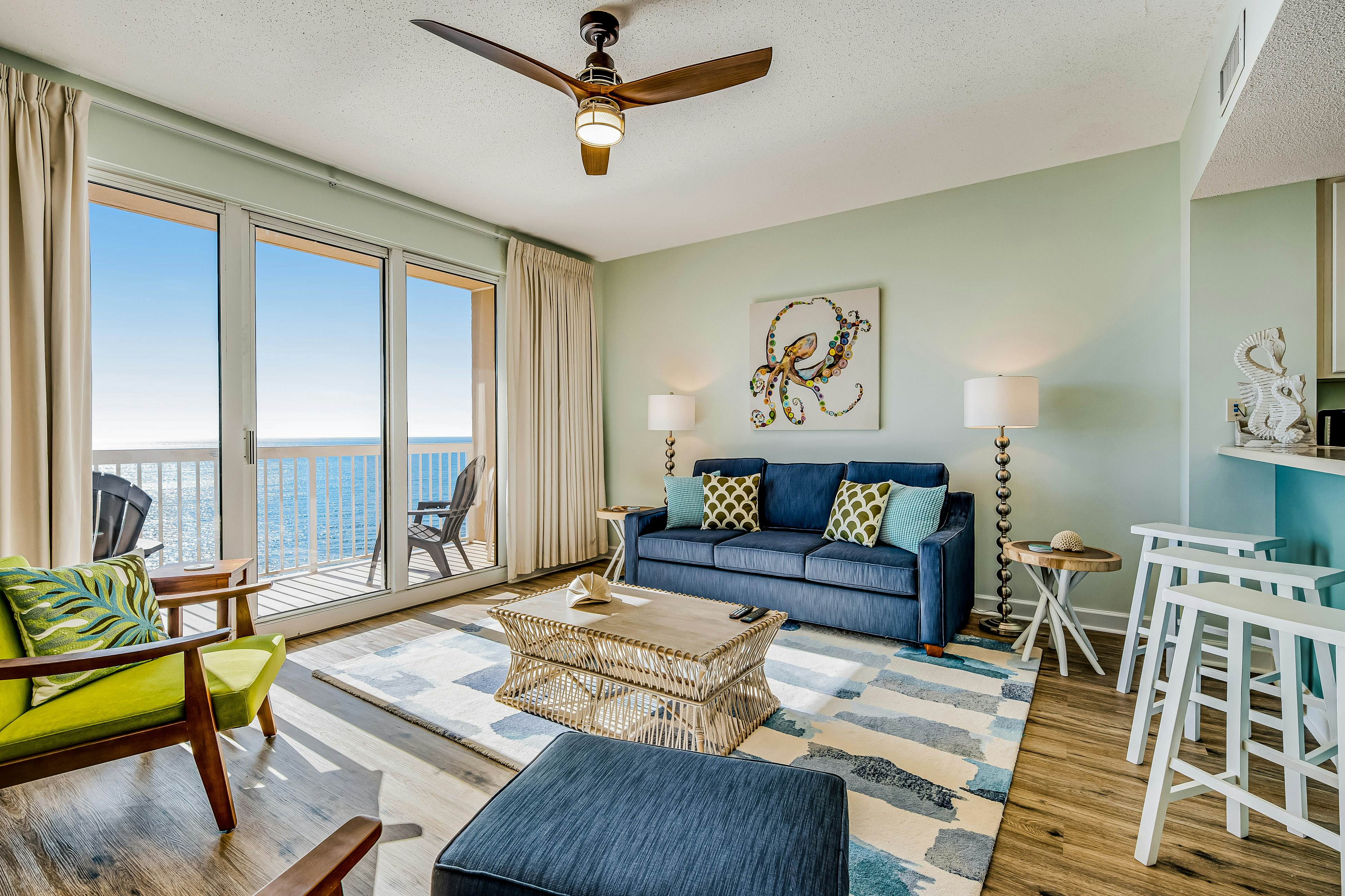 Seychelles Beach Resort | Panama City Beach Condos | Vacasa