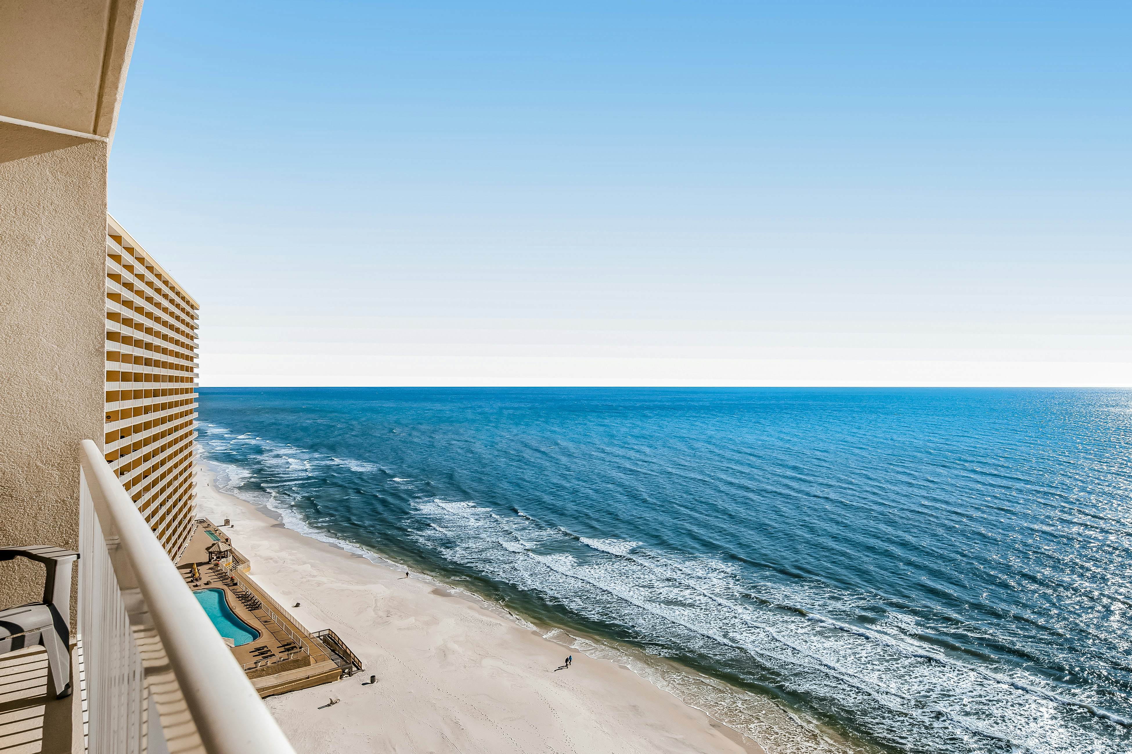 Seychelles Beach Resort | Panama City Beach Condos | Vacasa