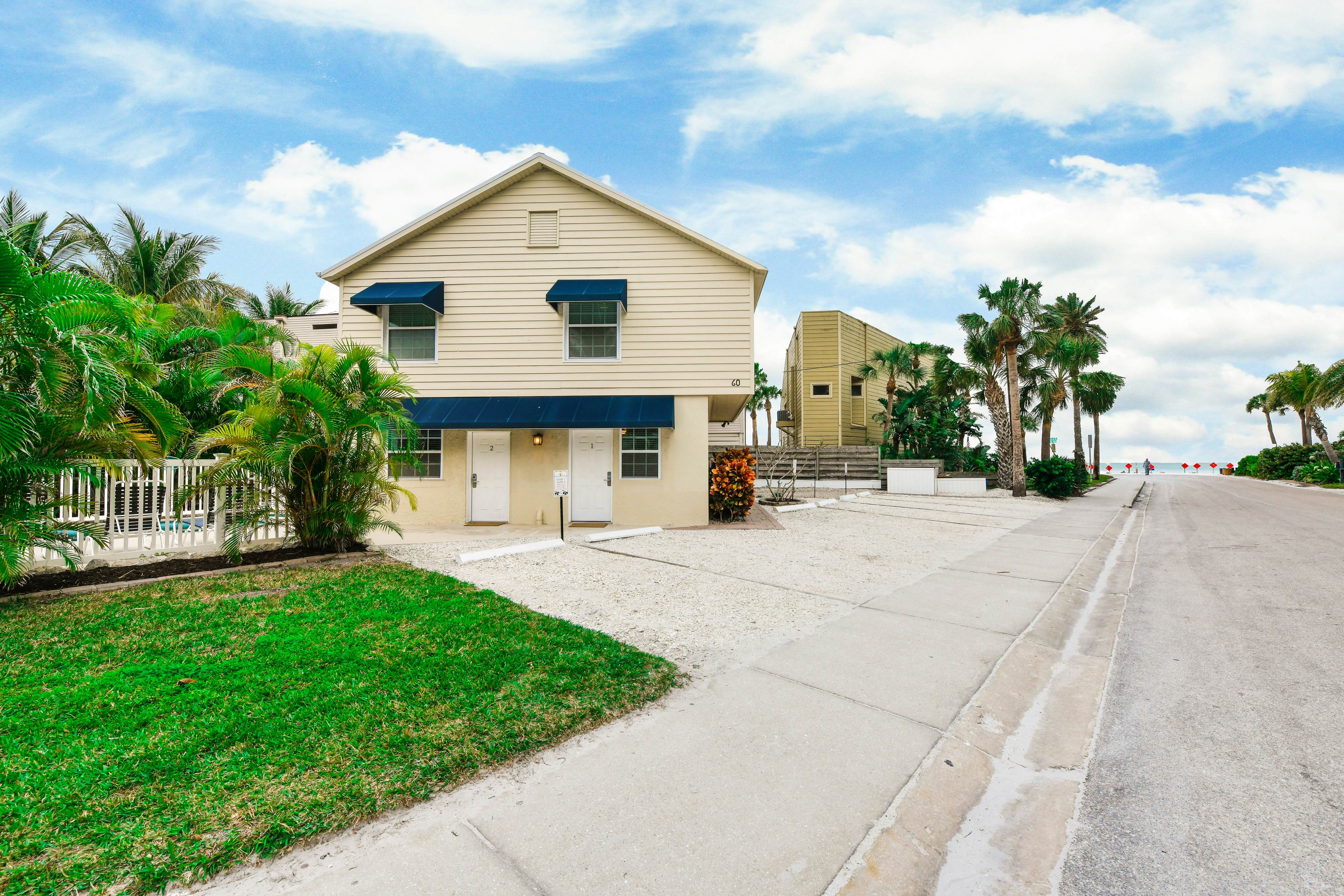 Parrot Beach Cottages Suite #1 | 0 BD Siesta Key, FL Vacation Rental ...