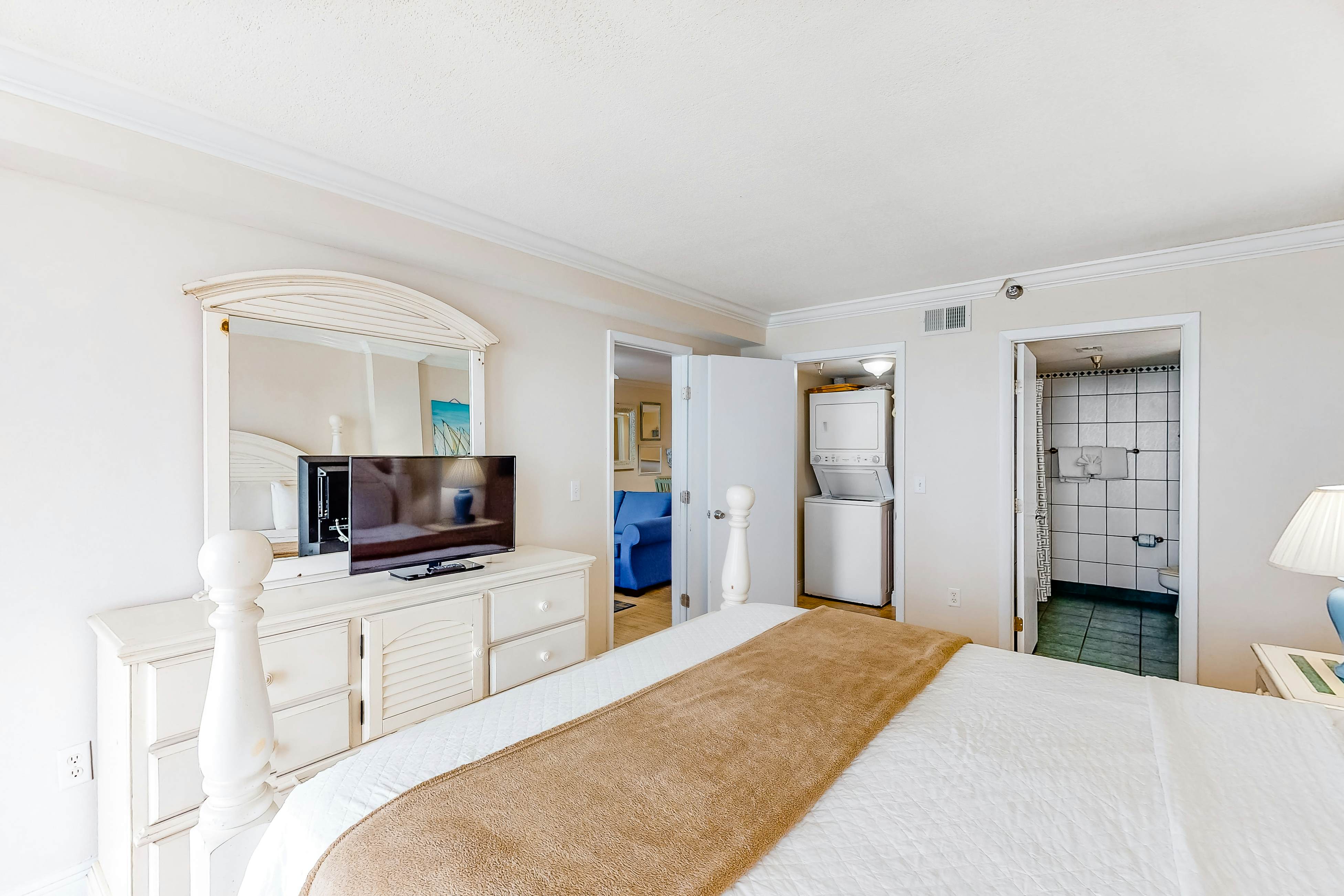 Emerald Surf 502 | 2 BD Navarre Beach, FL Vacation Rental | Vacasa