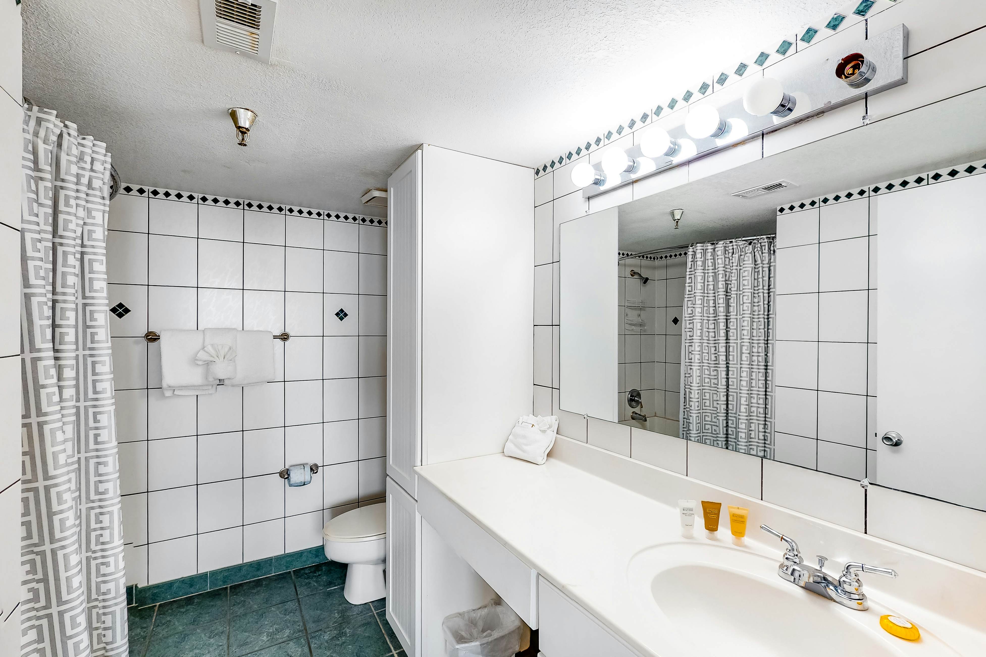 Emerald Surf 502 | 2 BD Navarre Beach, FL Vacation Rental | Vacasa