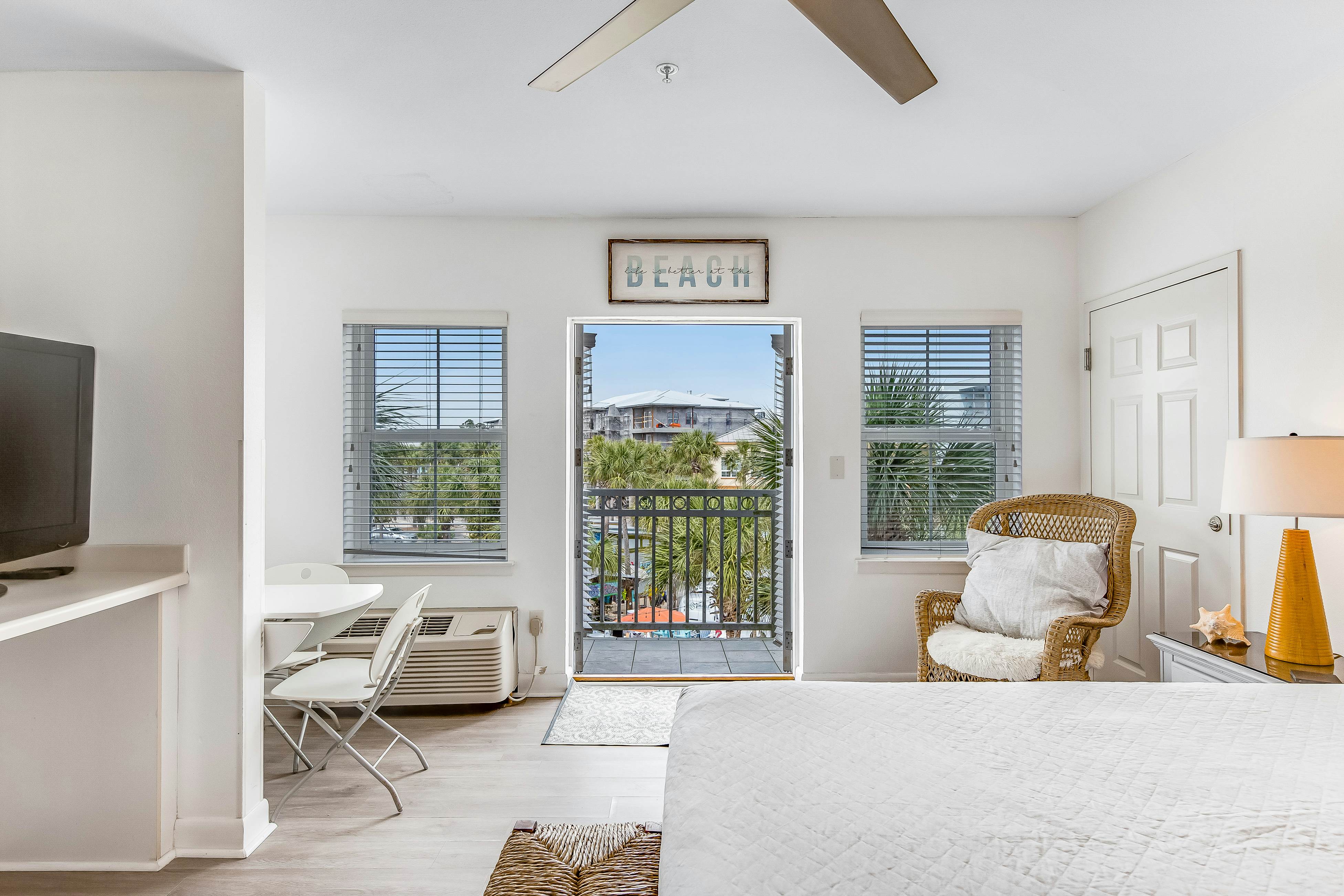 30A Rentals, Beach Rentals and Resorts | Vacasa