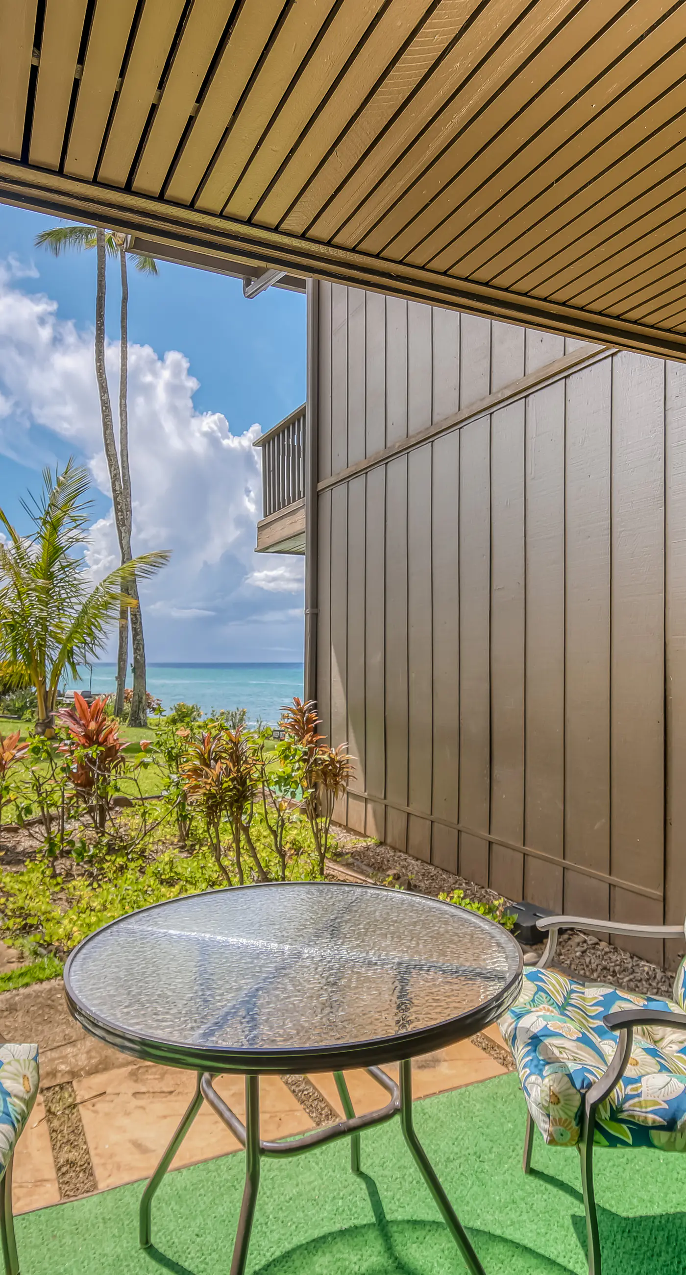 Mahina Surf Vacation Rentals, Condo Rentals | Vacasa