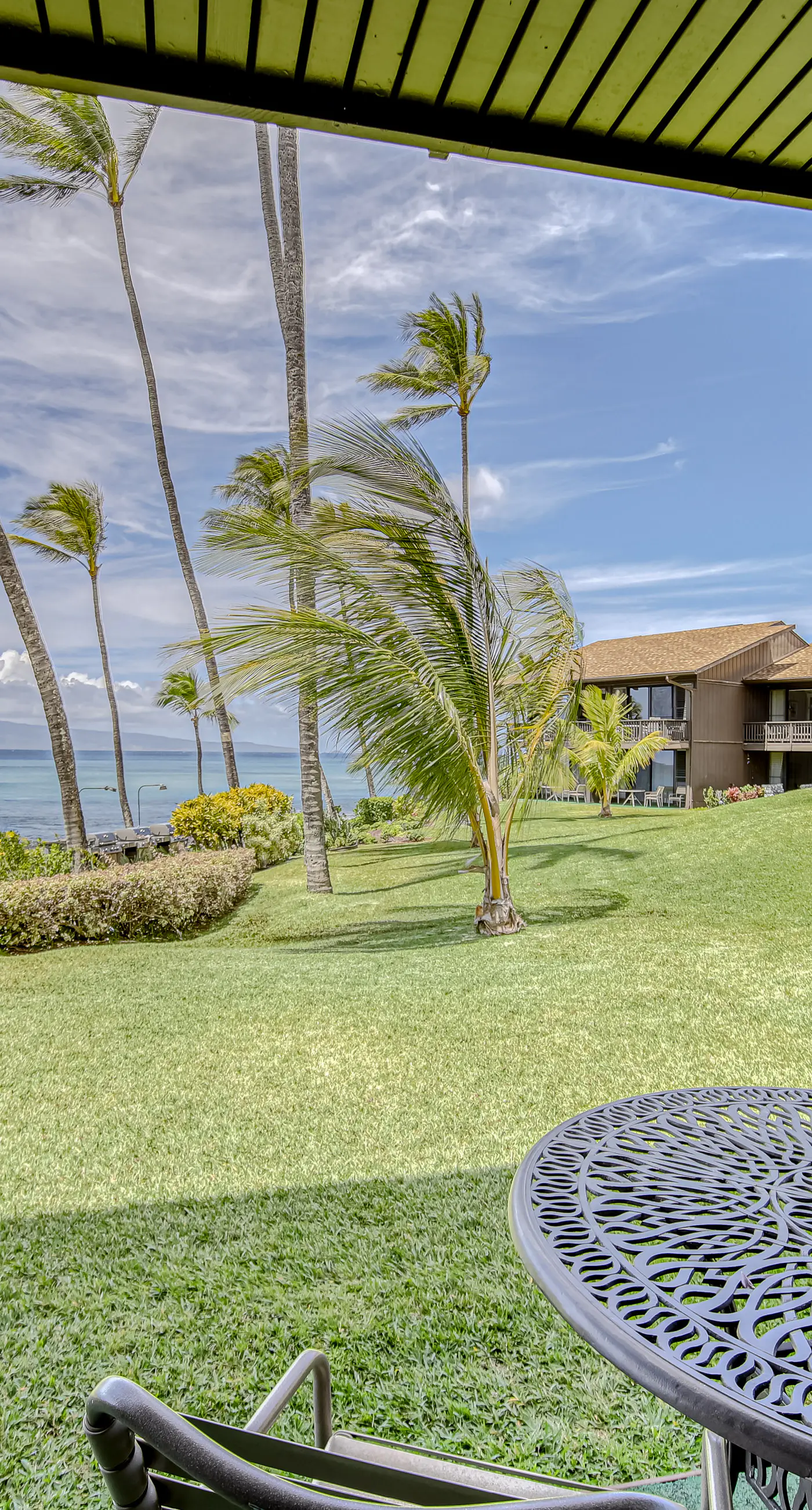 Mahina Surf Vacation Rentals, Condo Rentals | Vacasa