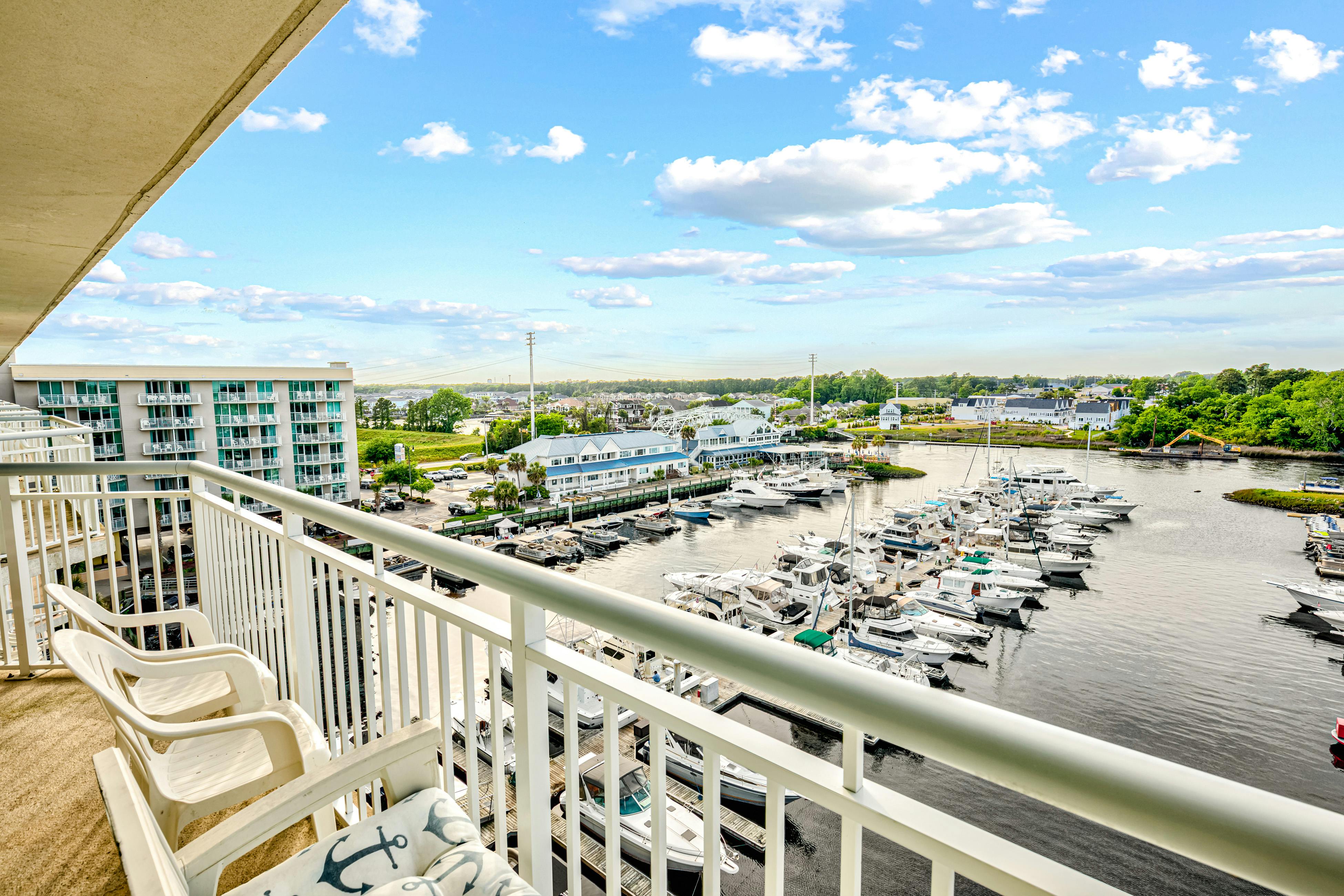 Harbourgate Marina Club Vacation Rentals, Accommodations | Vacasa