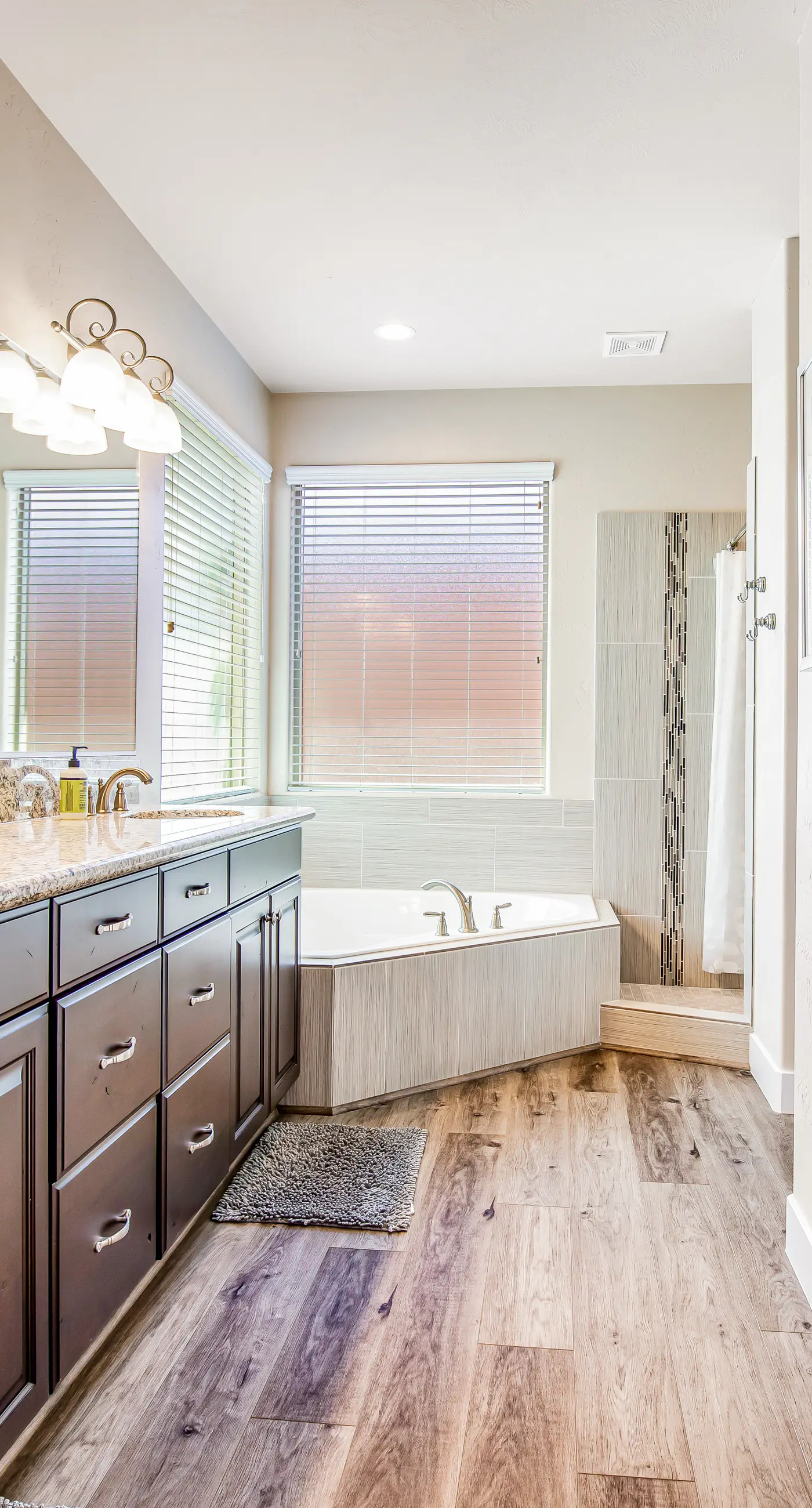 Sunset: Paradise Village #50 | 7 BD Santa Clara, UT Vacation Rental ...