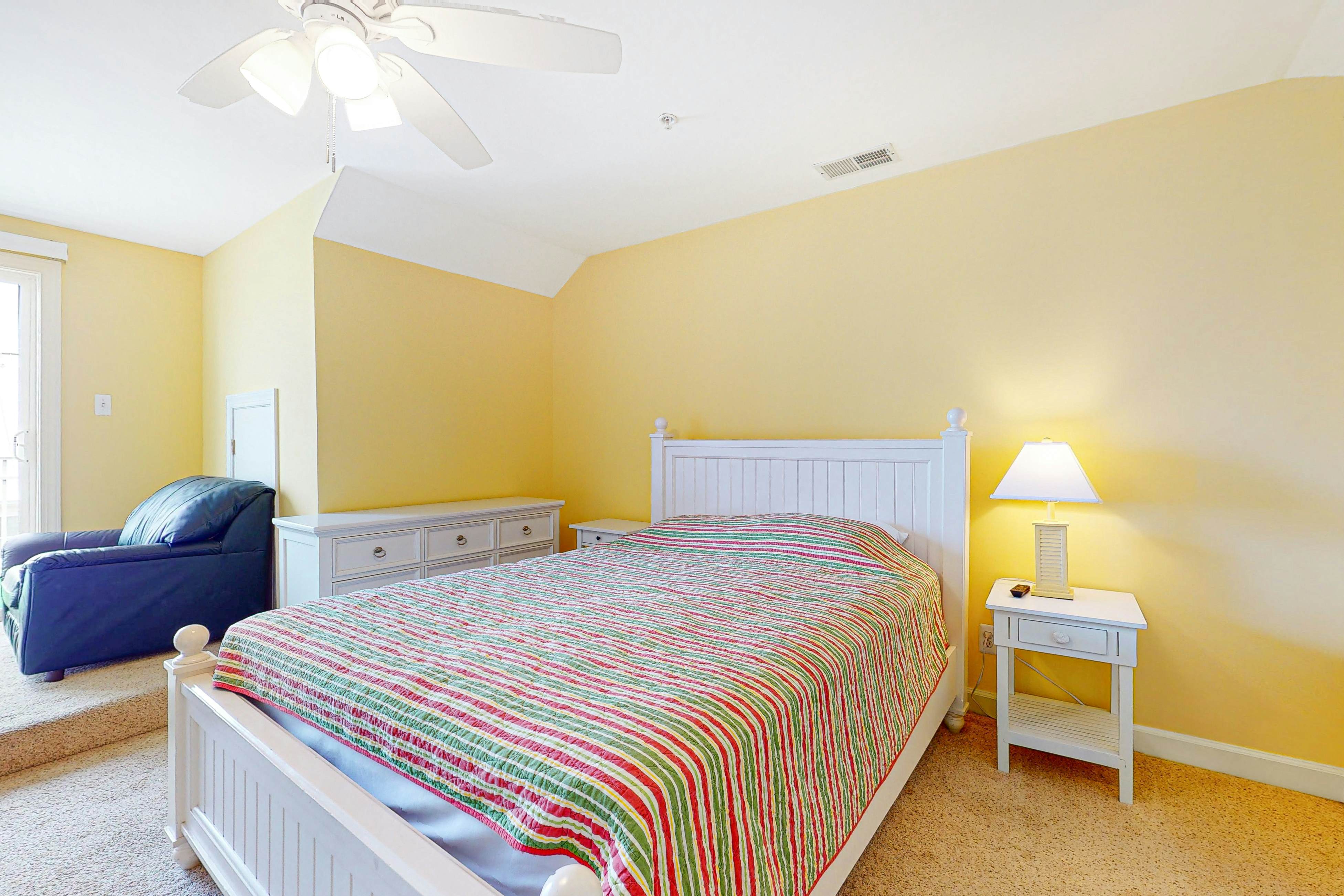 Sunset Island - 52 Island Edge | 5 BD Ocean City, MD Vacation Rental ...