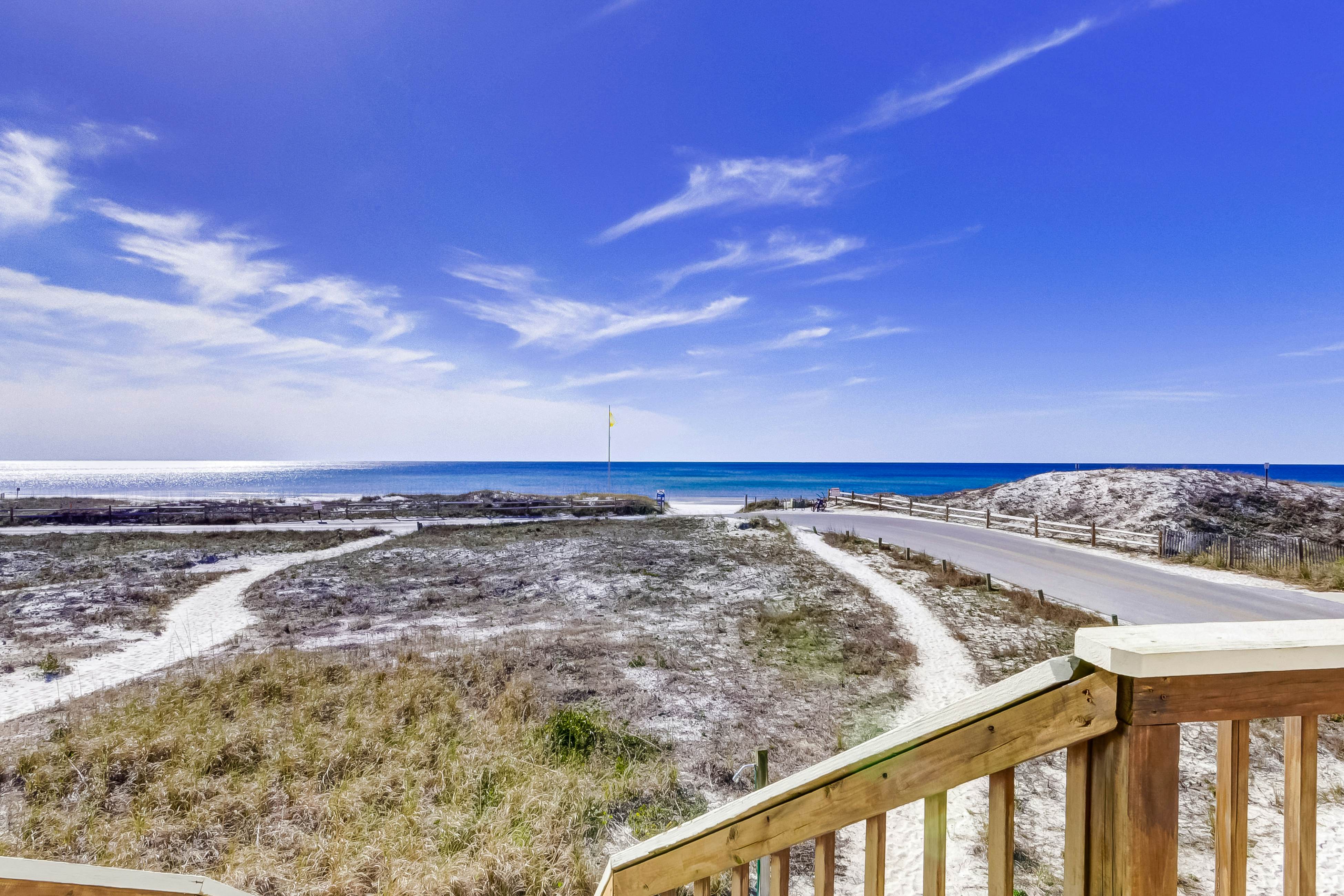 Beach Retreat | 2 BD Santa Rosa Beach, FL Vacation Rental | Vacasa