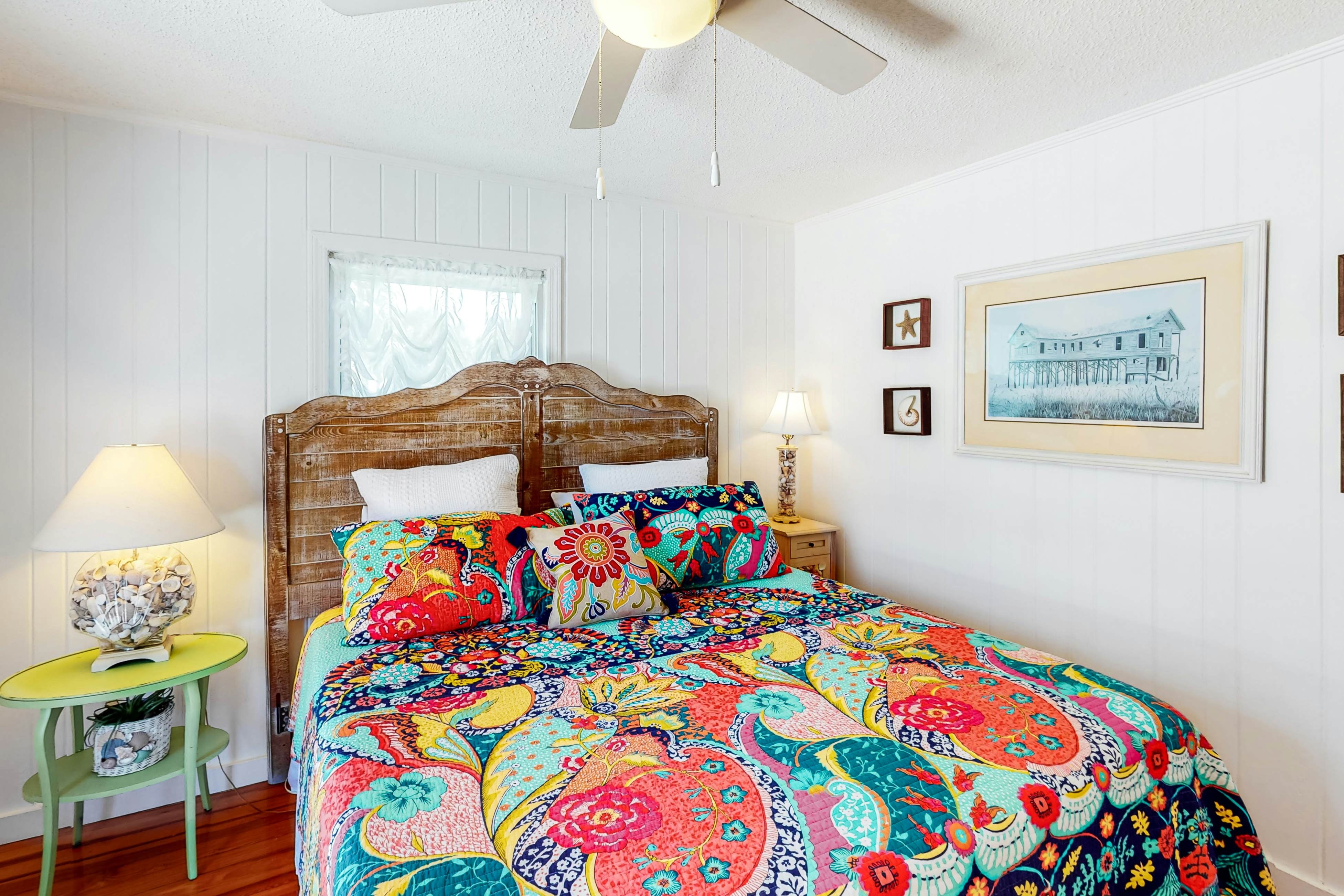 All Decked Out | 3 BD Edisto Beach, SC Vacation Rental | Vacasa