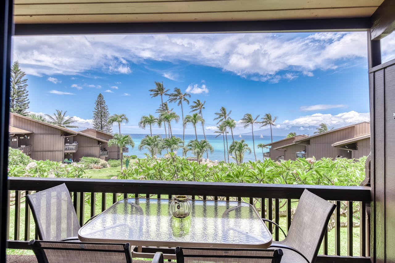 Mahina Surf 214 | 2 Bed Lahaina, HI Suite | Vacasa