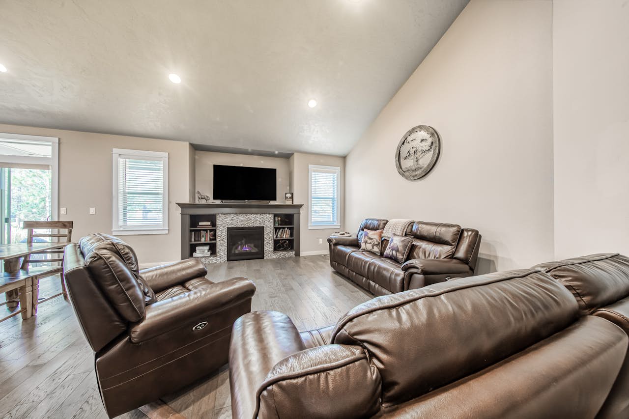 12 Lassen Lane | 4 BD Sunriver, OR Vacation Rental | Vacasa