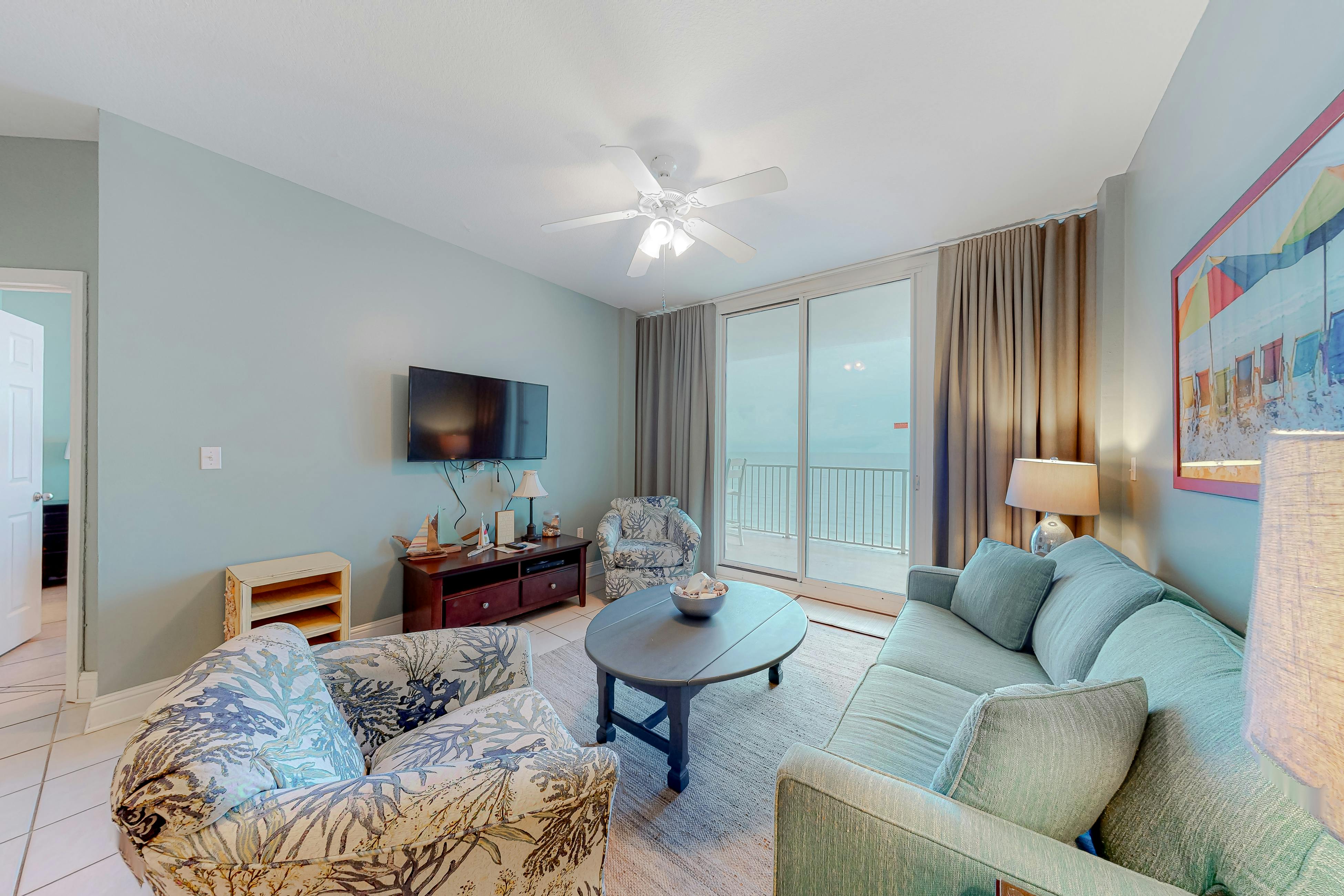 Lighthouse Condo Rentals, Vacation Rentals | Vacasa