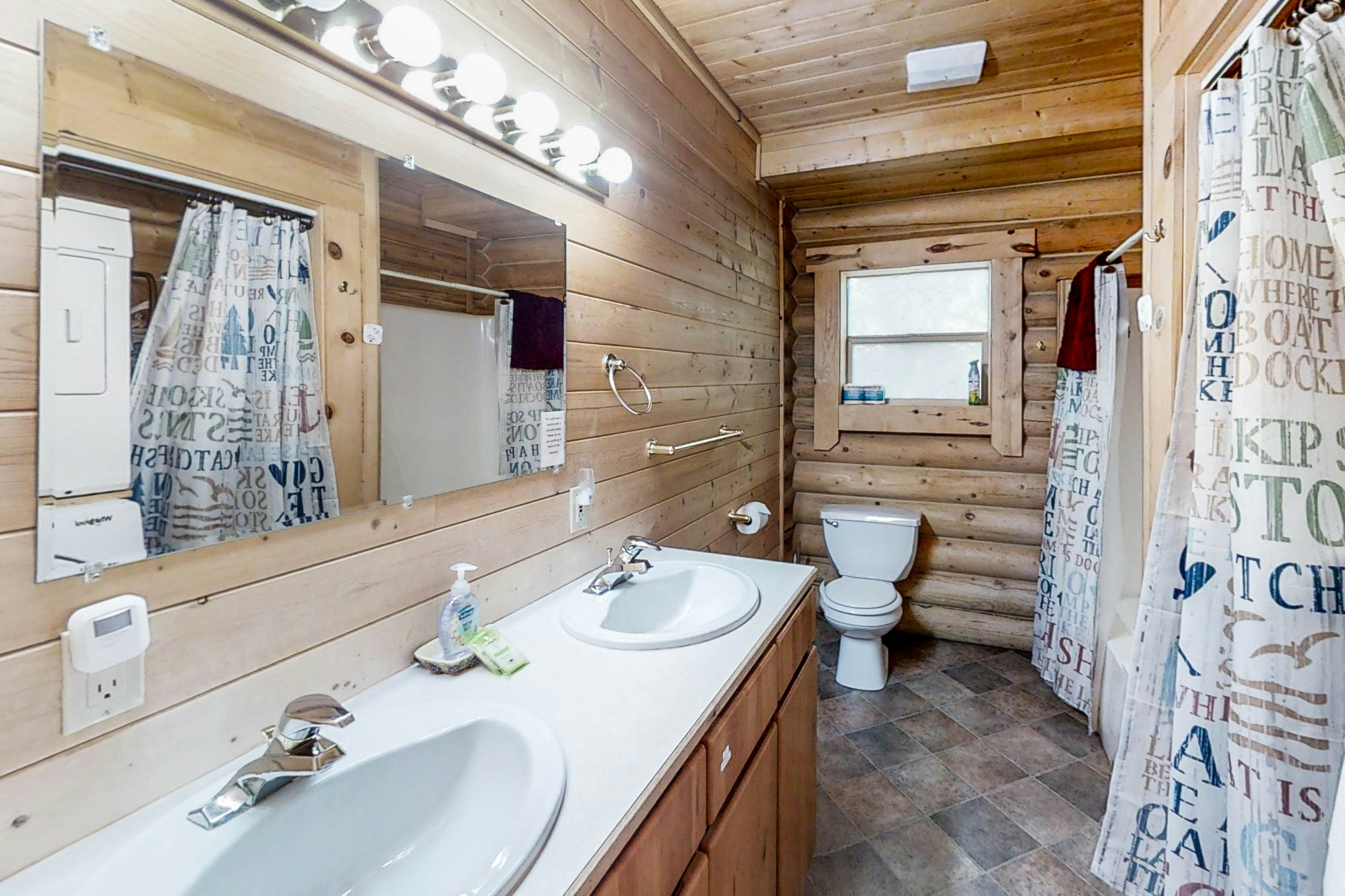 Ruby Peak Haven | 4 BD Joseph, OR Vacation Rental | Vacasa