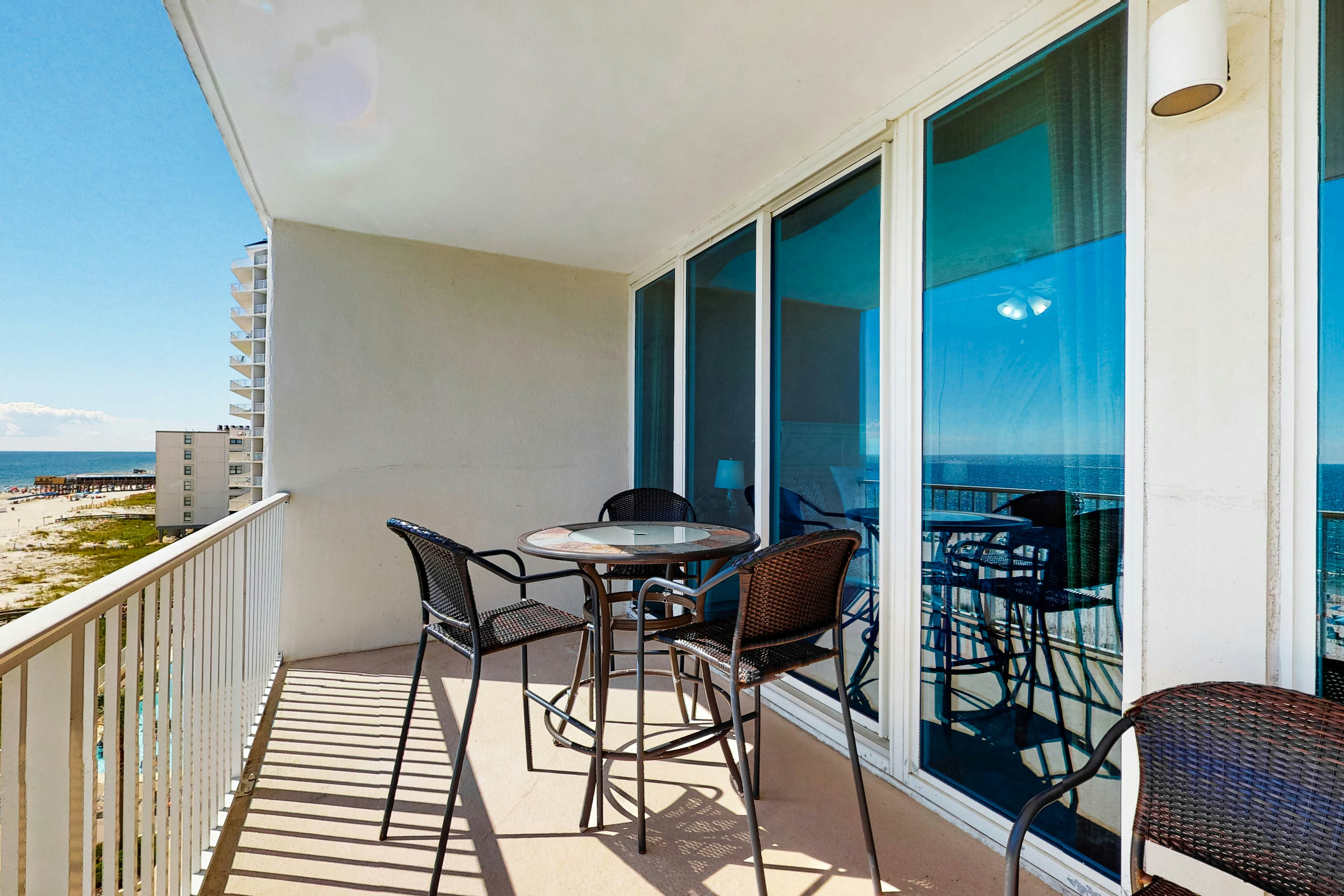 Lighthouse Condo Rentals, Vacation Rentals | Vacasa