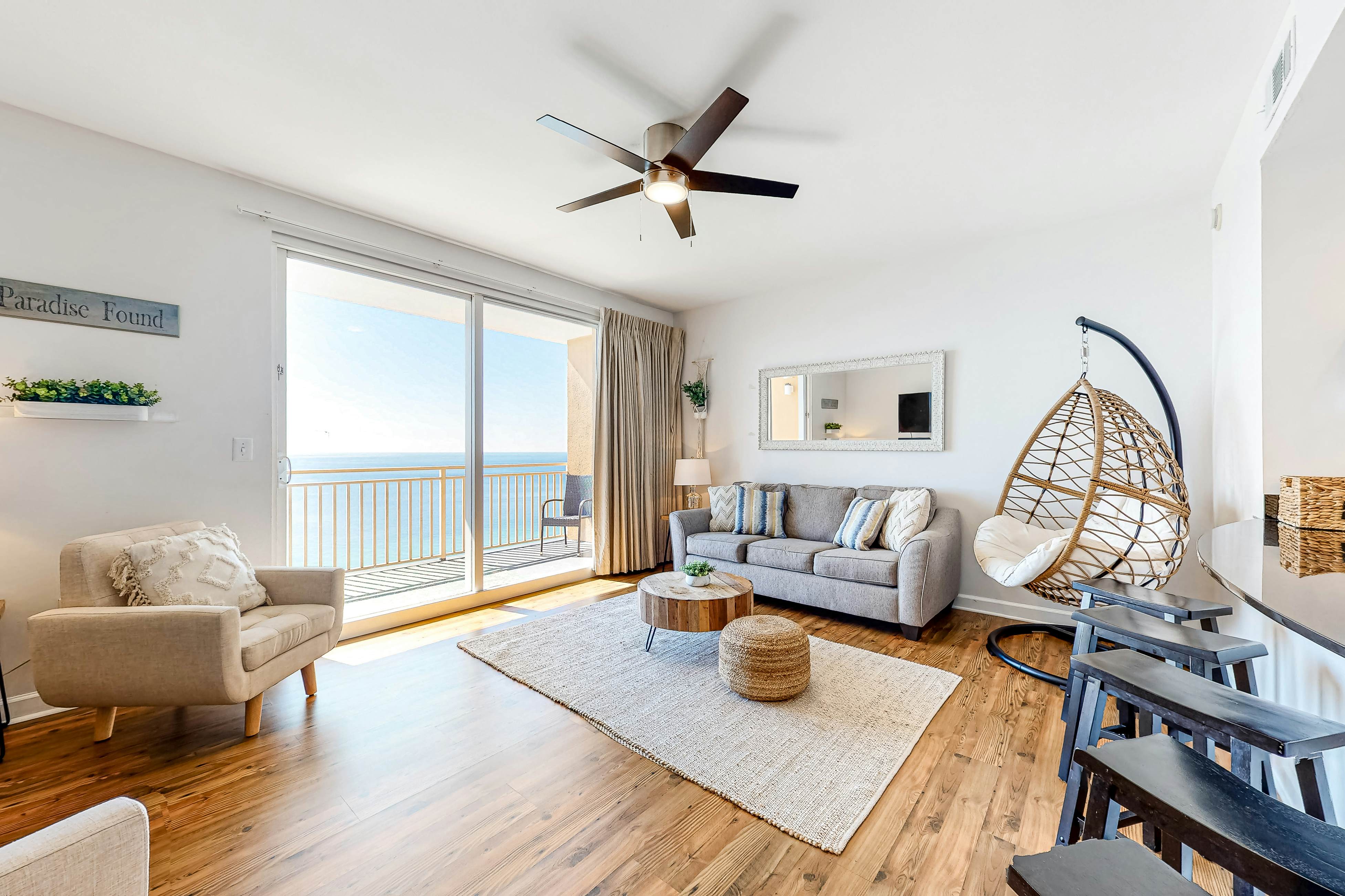 Splash Resort | Panama City Beach Condos, Resort Rentals | Vacasa