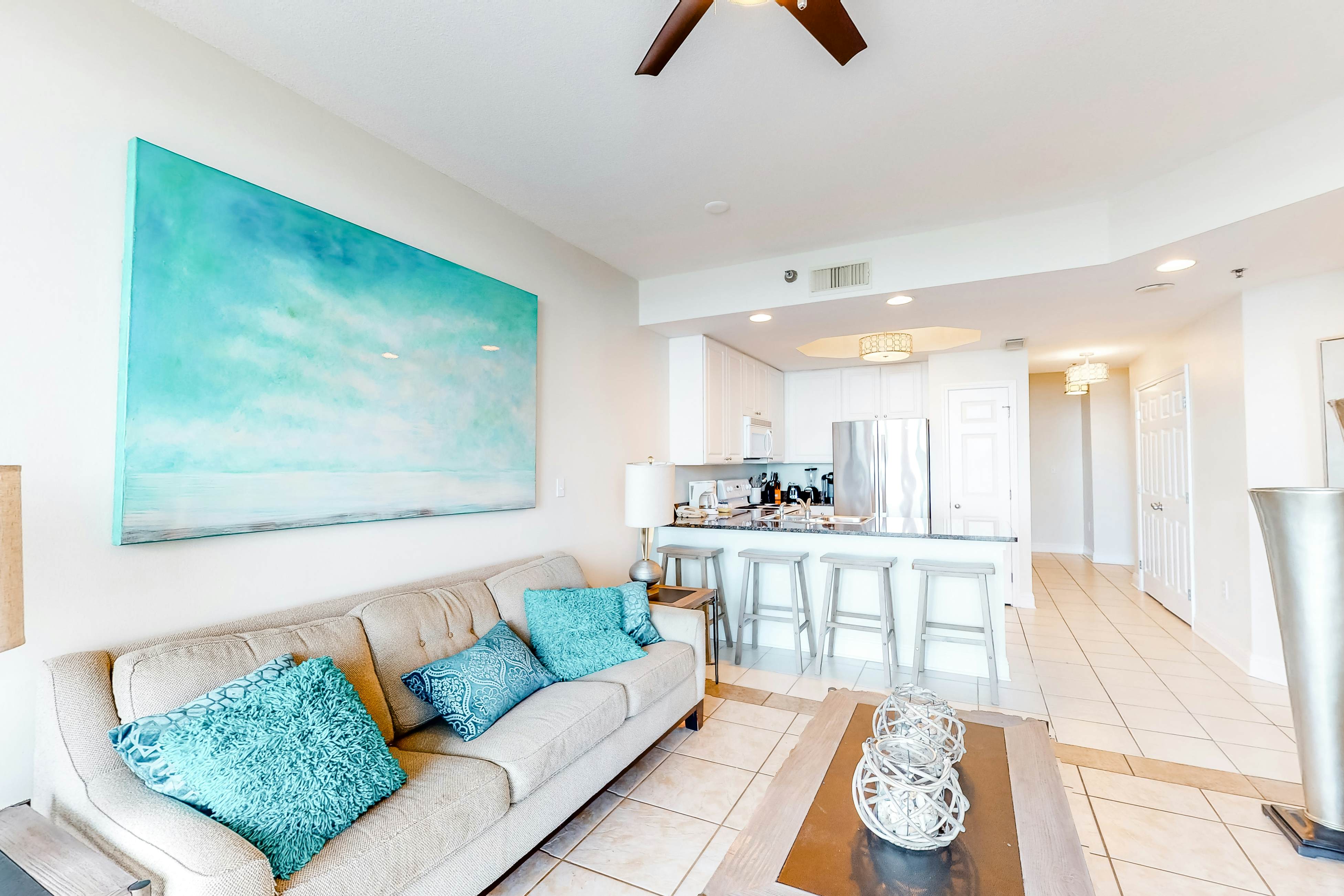 Lighthouse Condo Rentals, Vacation Rentals | Vacasa