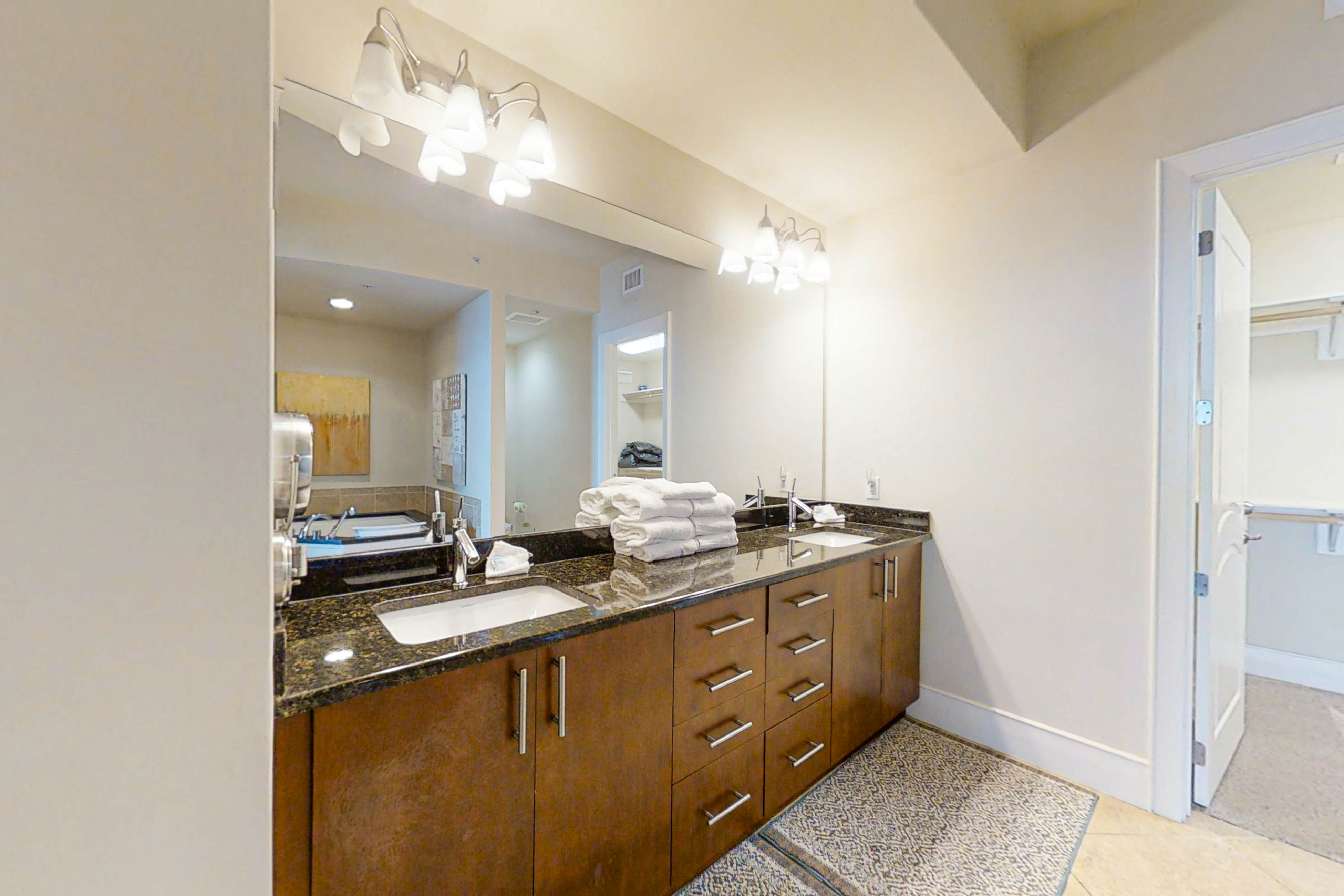 Turquoise Place 1606D | 3 BD Orange Beach, AL Vacation Rental | Vacasa