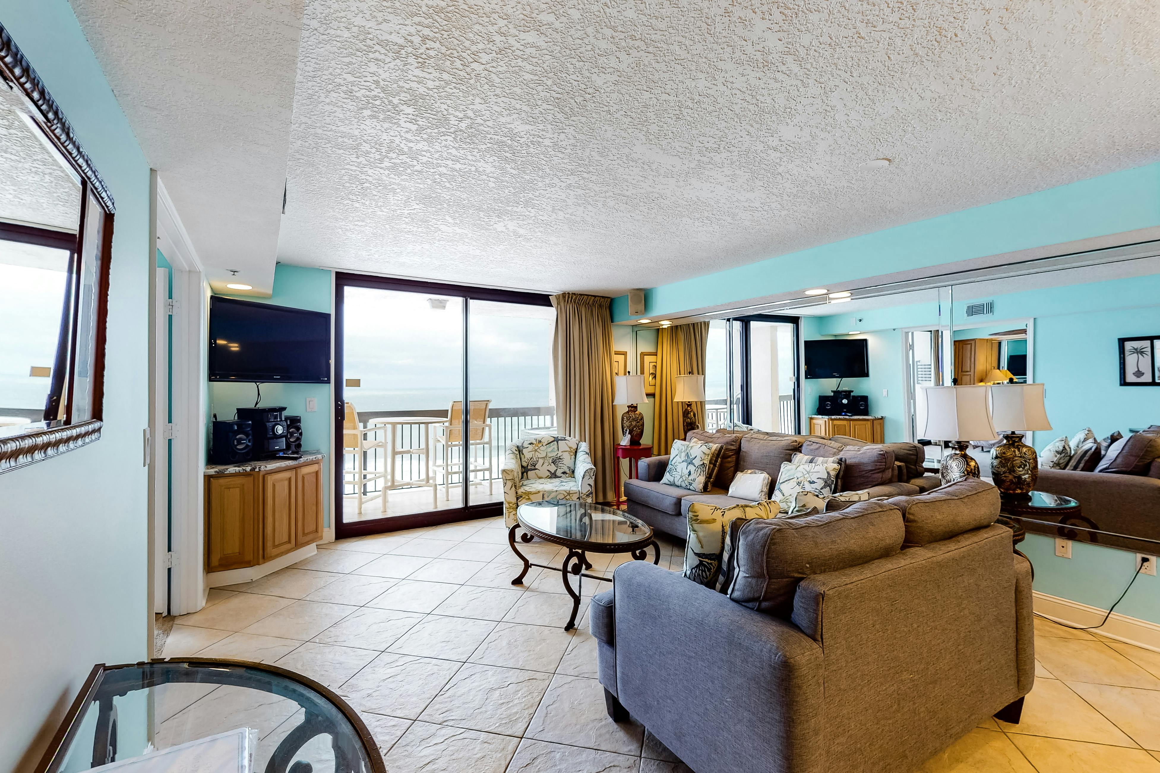 SunDestin Beach Resort | Destin Florida Condos | Vacasa