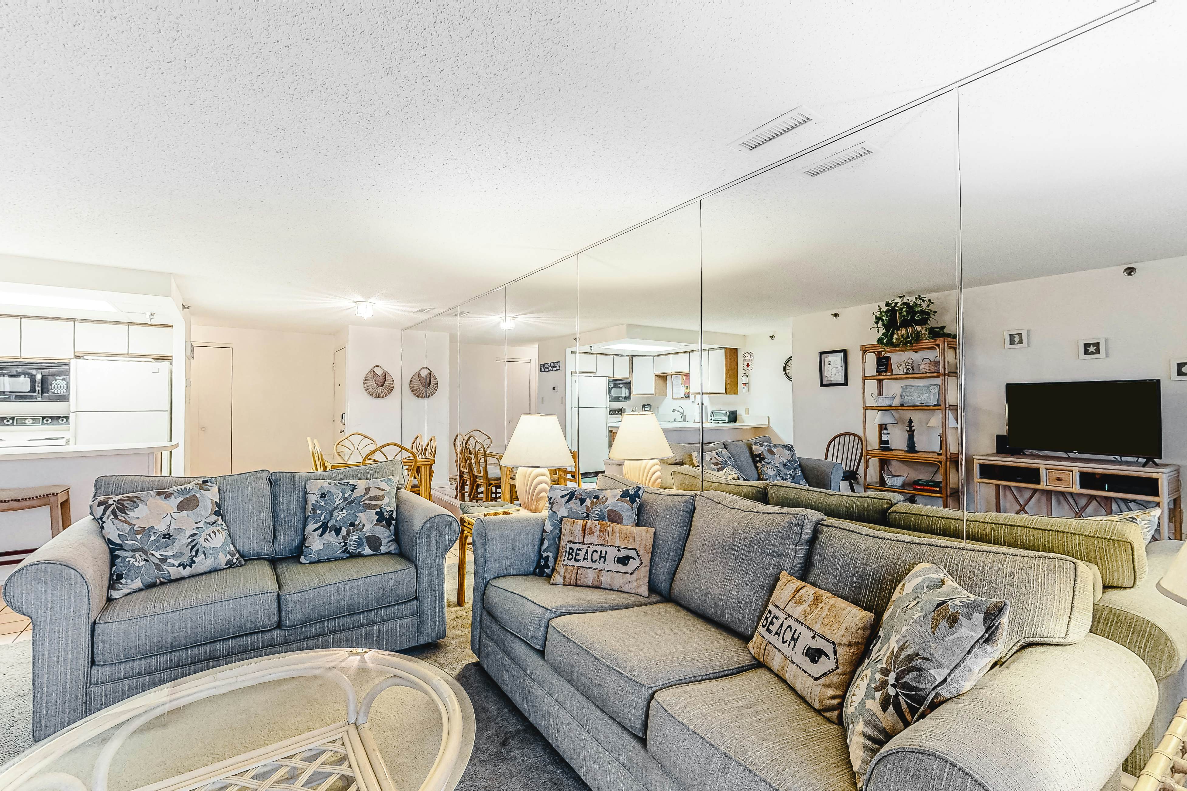 Sandy Square 305 | 3 BD Ocean City, MD Vacation Rental | Vacasa