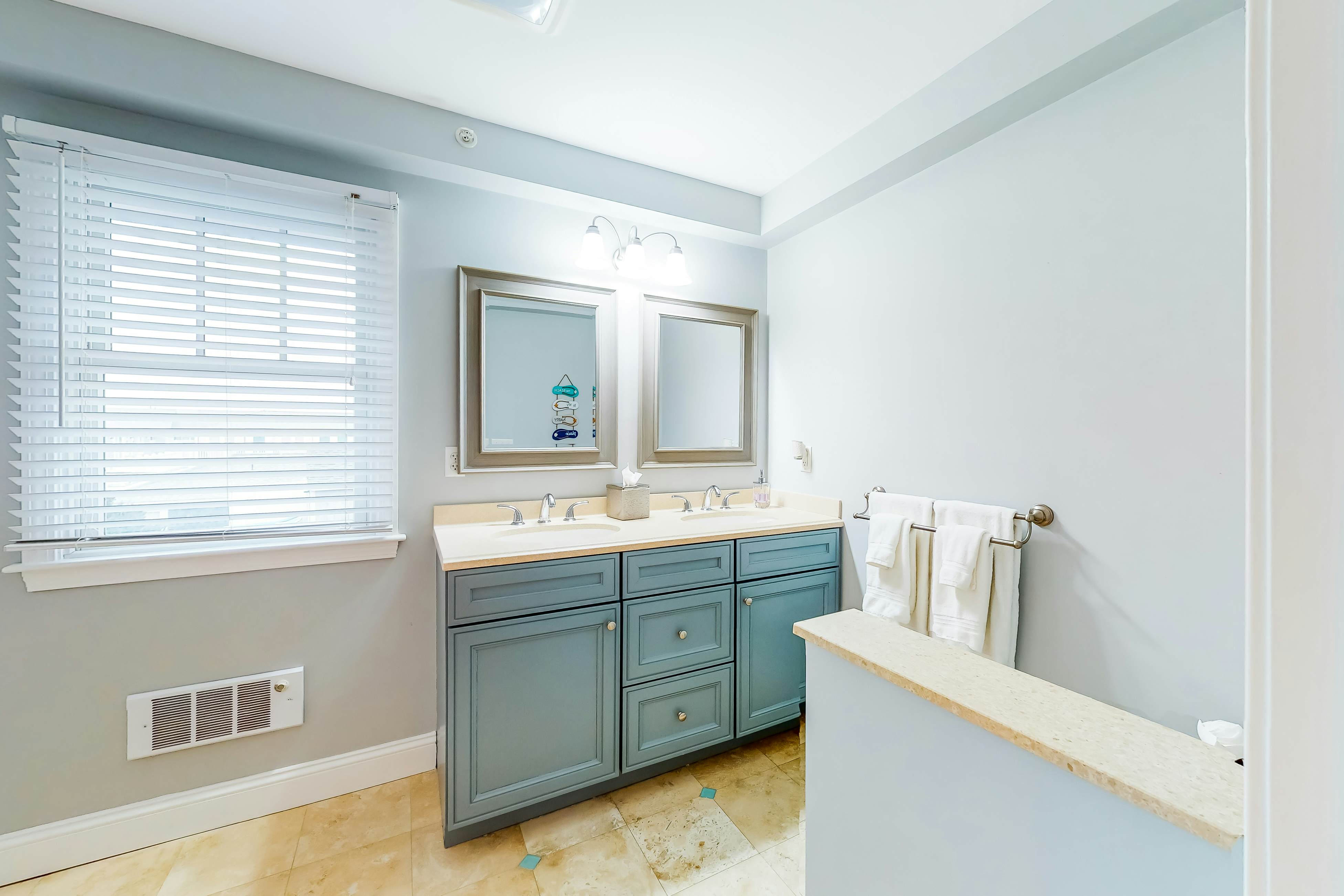 Immaculate Beach Condo | 1 BD Dennis Port, MA Vacation Rental | Vacasa