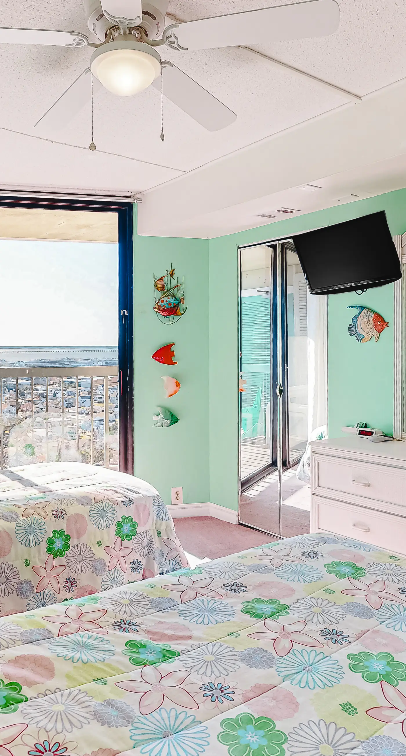 Sea Watch 1910 | 3 BD Ocean City, MD Vacation Rental | Vacasa