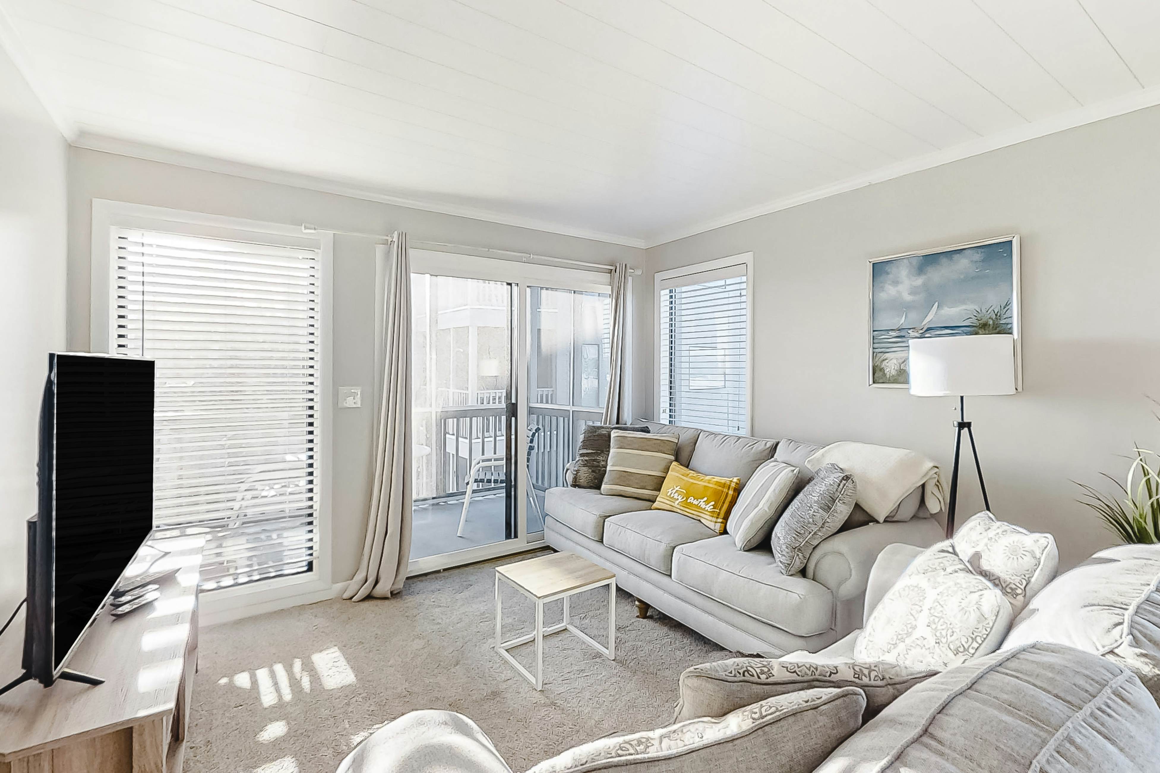 Dunescape Villas Atlantic Beach, NC Condo Rentals | Vacasa