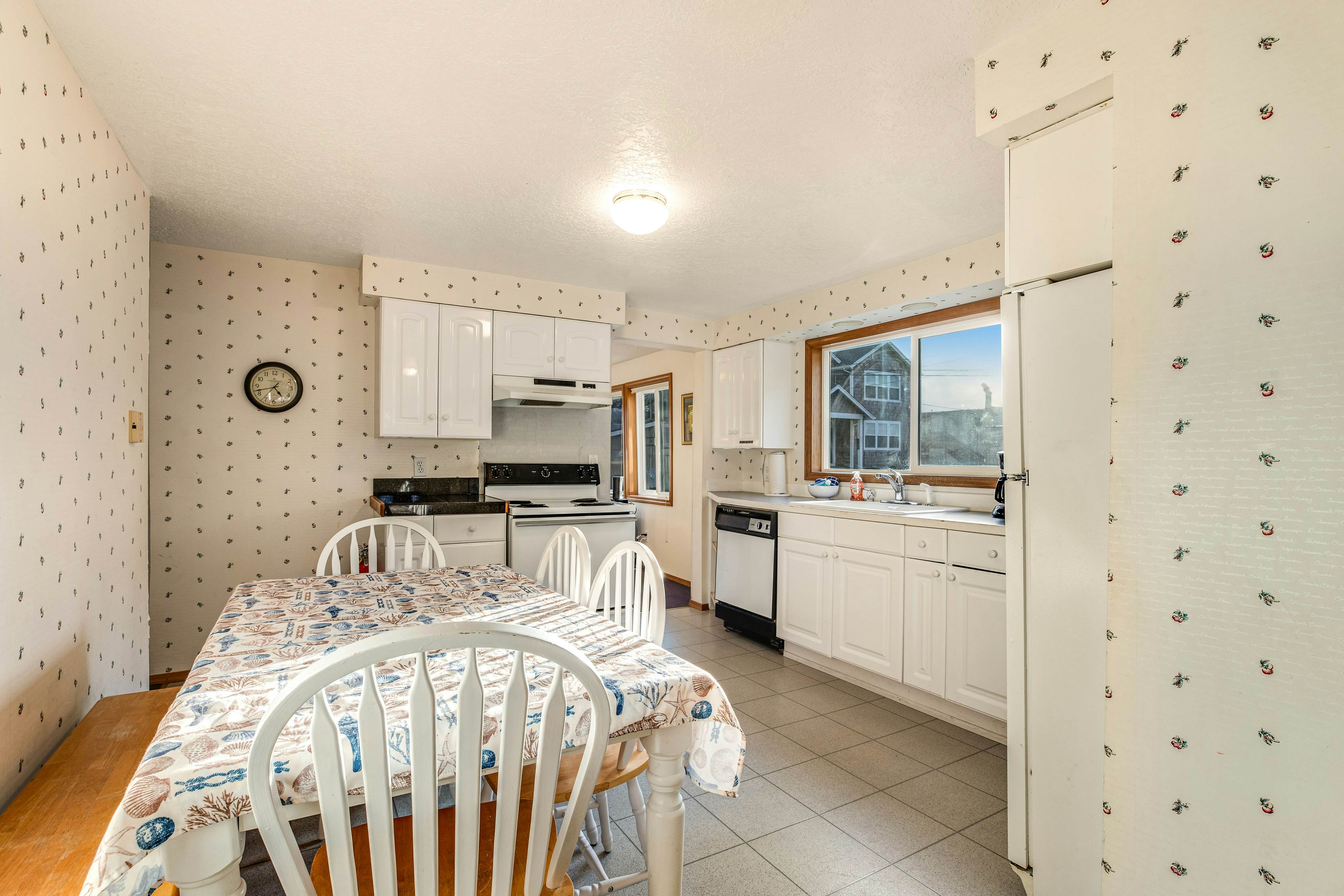 Ocean View Manor | 6 BD Seaside, OR Vacation Rental | Vacasa