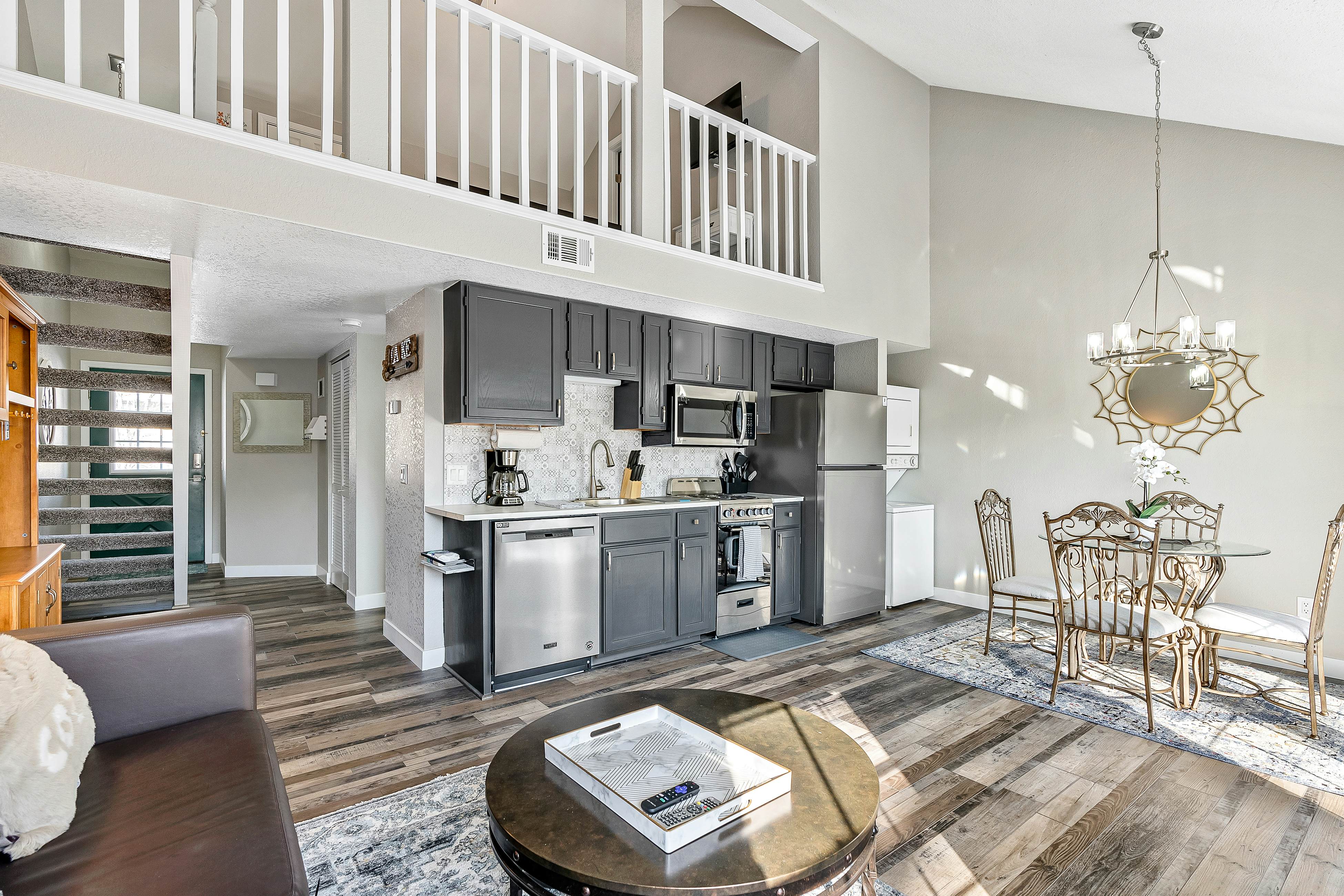 Table Rock Lake Cabin Rentals, Lake Houses, Vacation Rentals | Vacasa