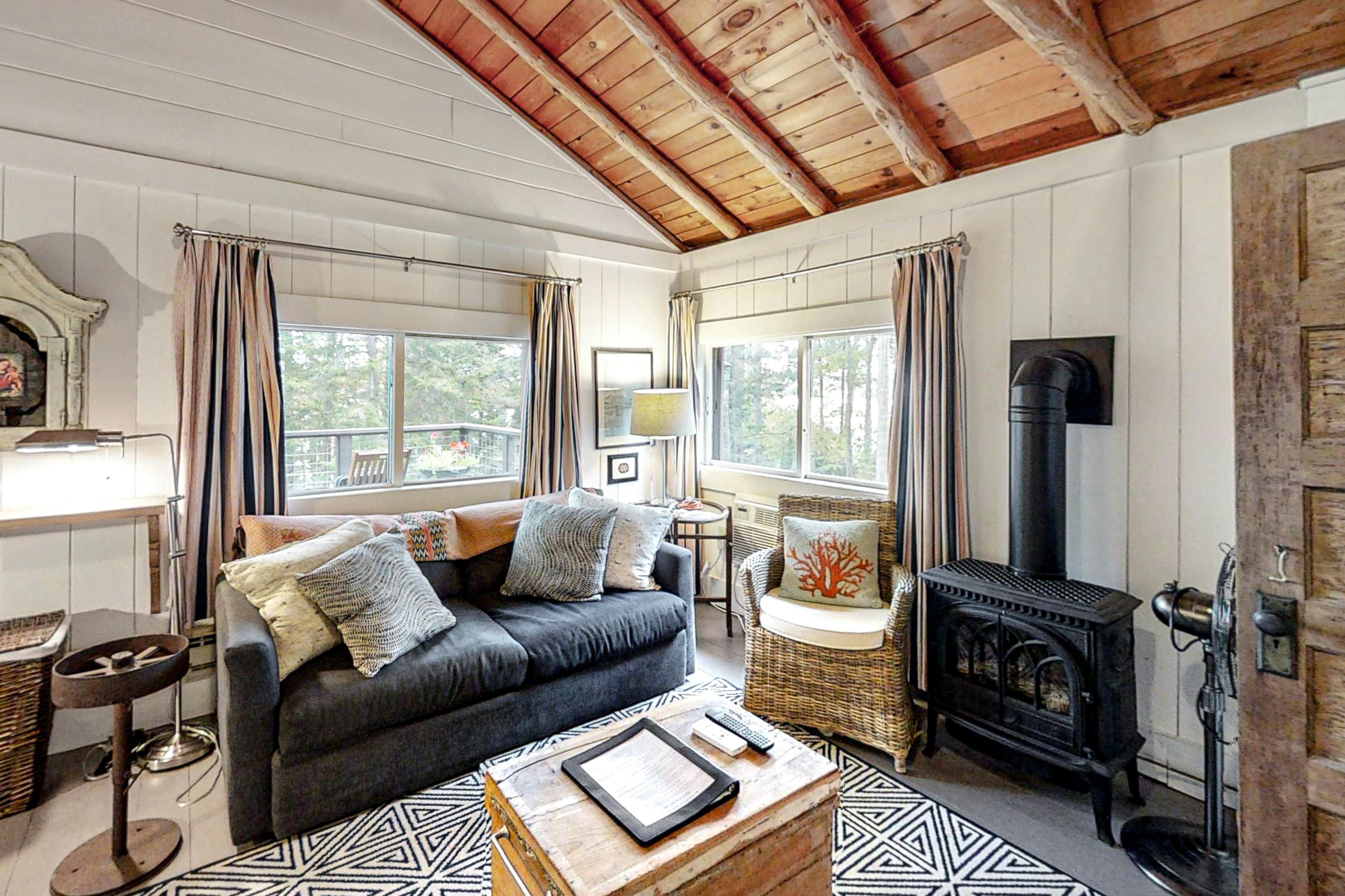 Maine Vacation Rentals, Cottages, Cabins | Vacasa