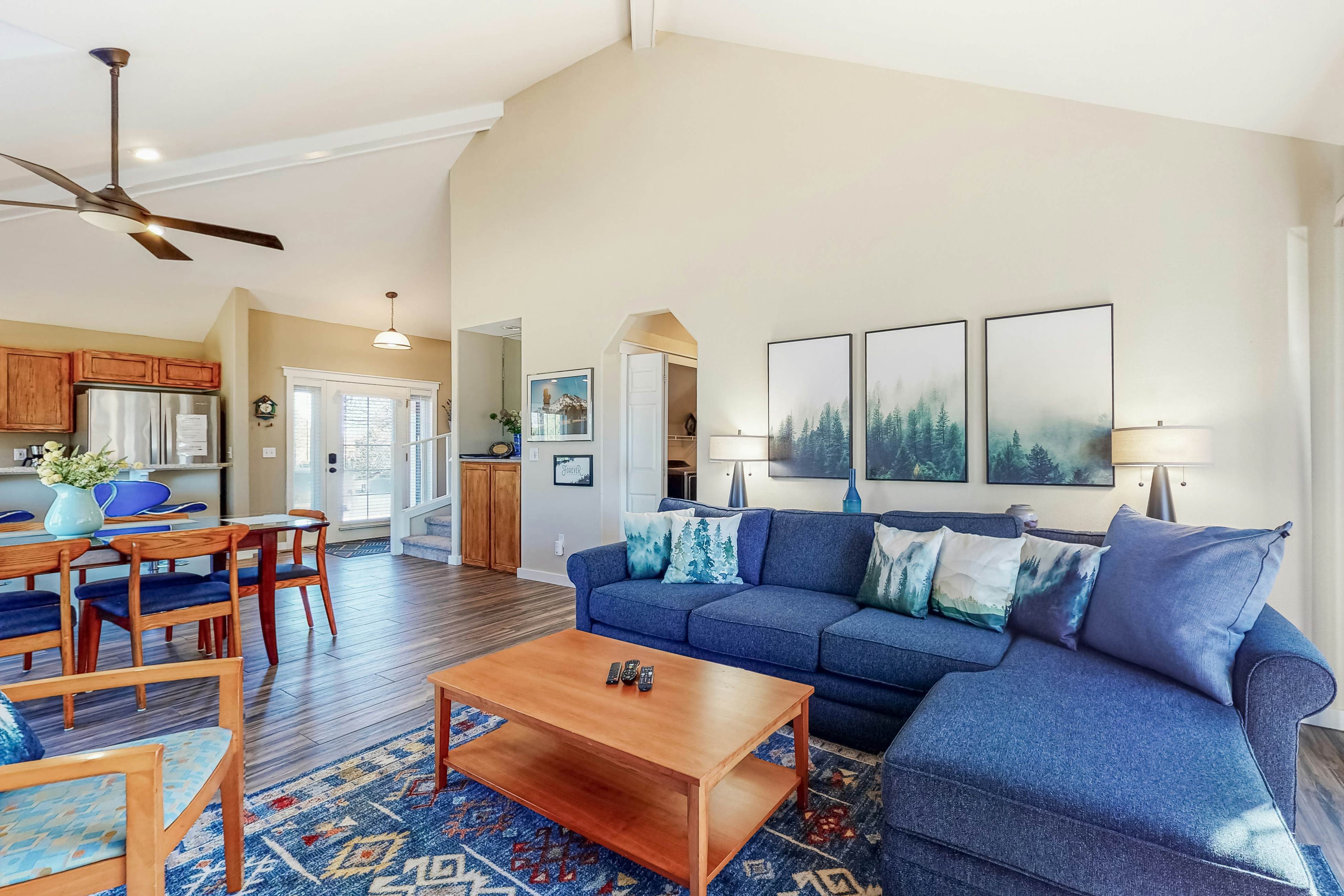 Eagle Crest Vacation Rentals, Resort Rentals, Cabins, Condos | Vacasa